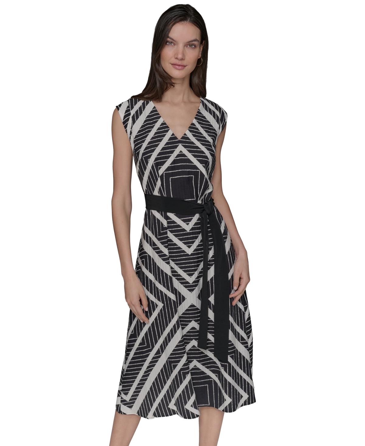 Click here for Karl Lagerfeld Paris Womens Geo-Print Belted V-Nec... prices