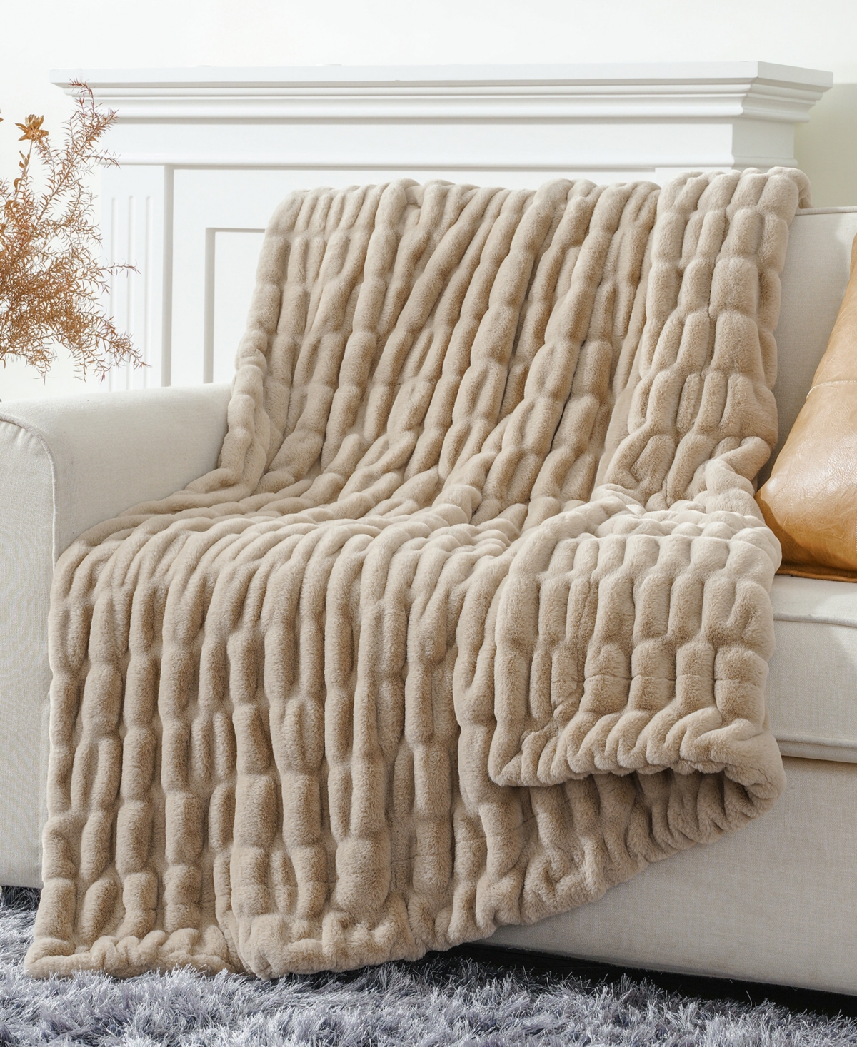 Click here for Battilo Luxurious Reversible Rabbit Faux Fur Throw... prices