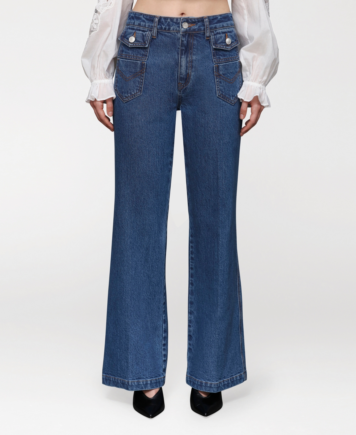 Click here for Avec Les Filles Womens Flare Leg Patch Pocket Deni... prices