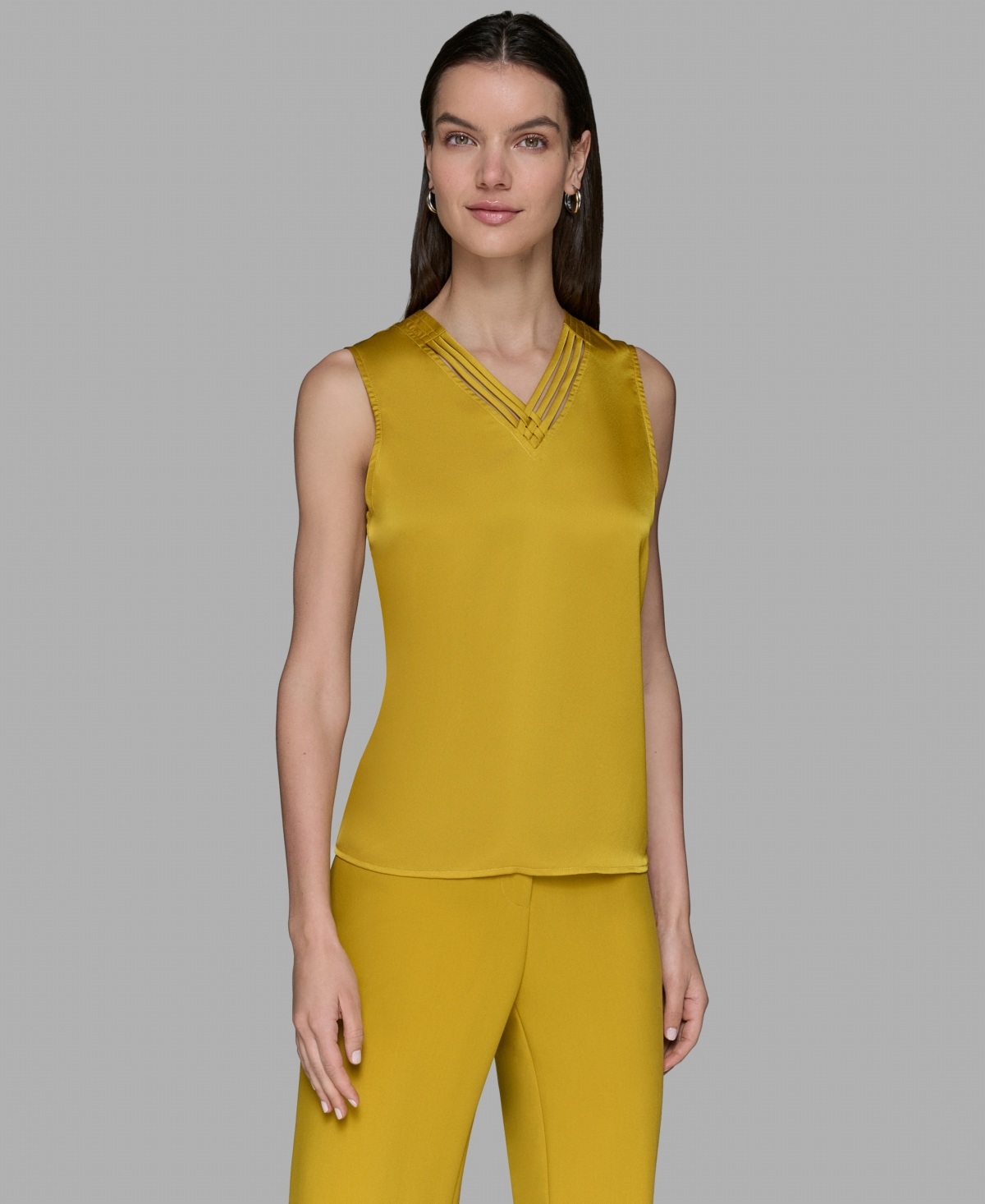 Click here for Karl Lagerfeld Paris Womens Sleeveless V-Neck Blou... prices