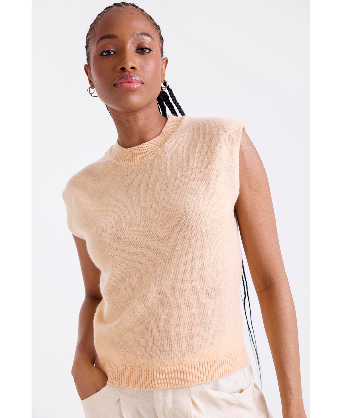 Click here for 1982 Womens Zarah Crew Neck Cashmere Knit Vest - B... prices