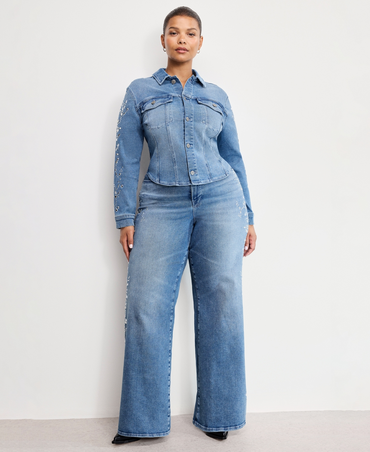 Click here for Good American Womens Dolly Joleans Embroidered Jac... prices