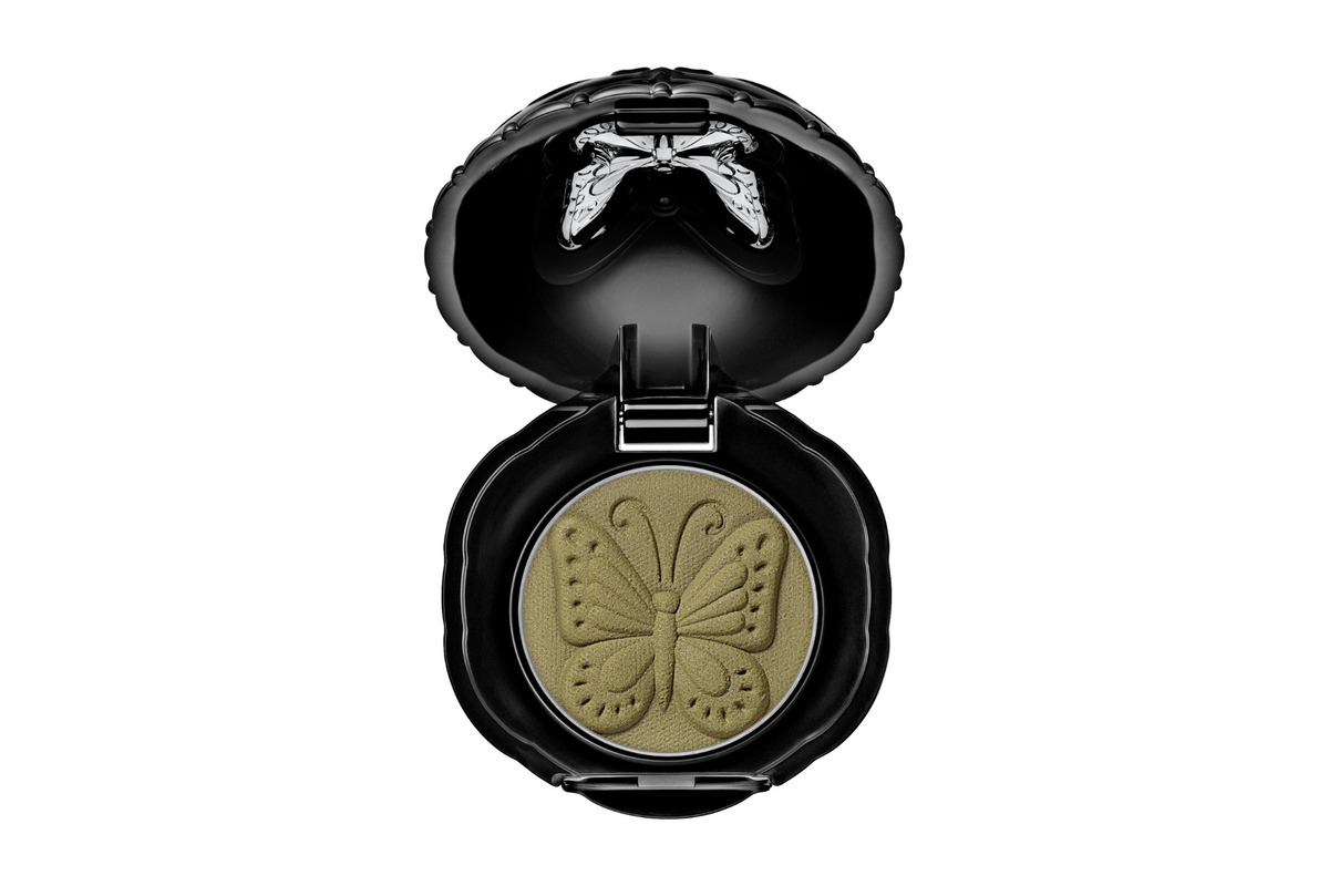 Click here for Anna Sui Matte Eye Color 702 - Pistachio latte  ca... prices