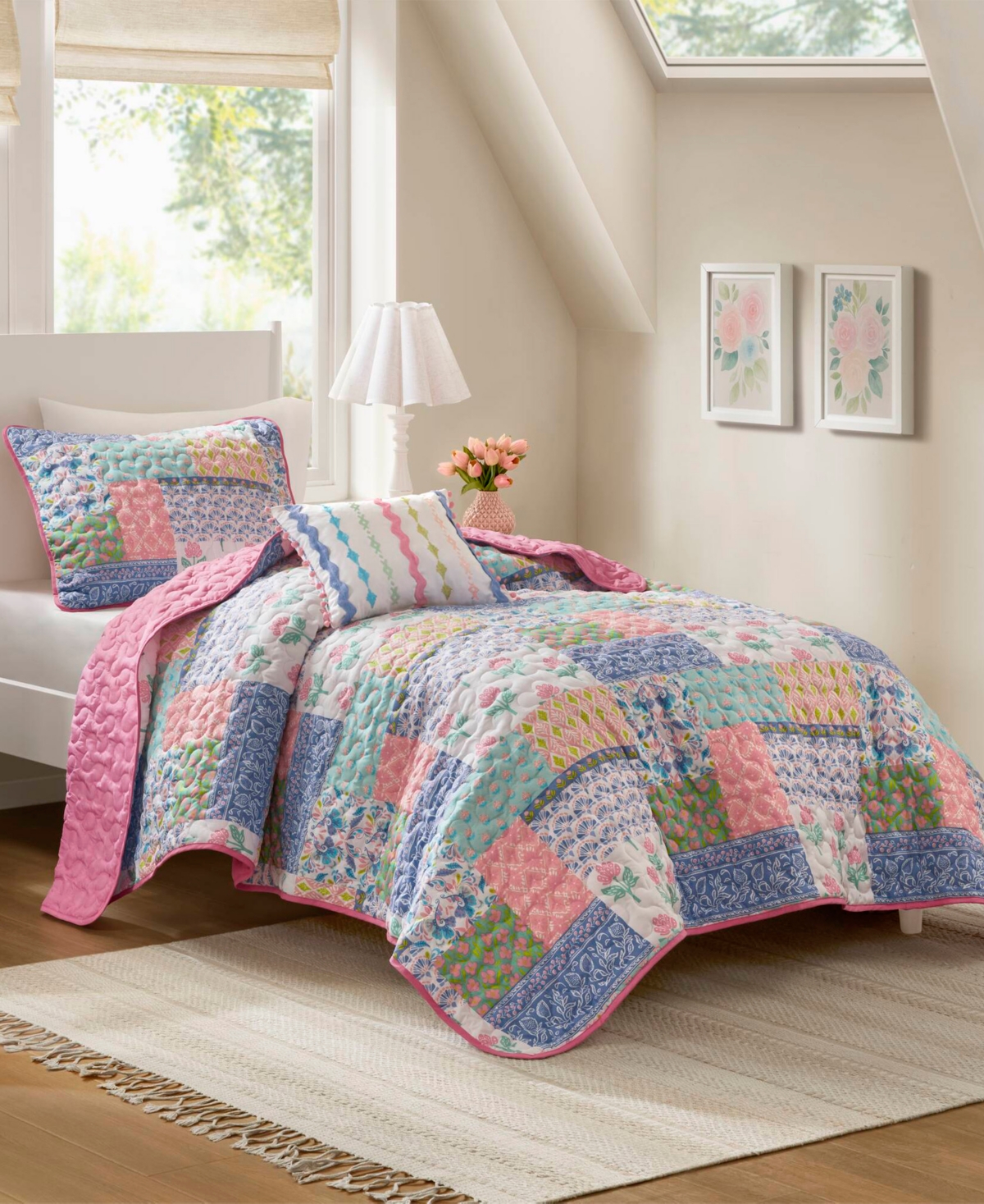 Click here for Intelligent Design Nellie Patchwork 3-Pc. Quilt Se... prices