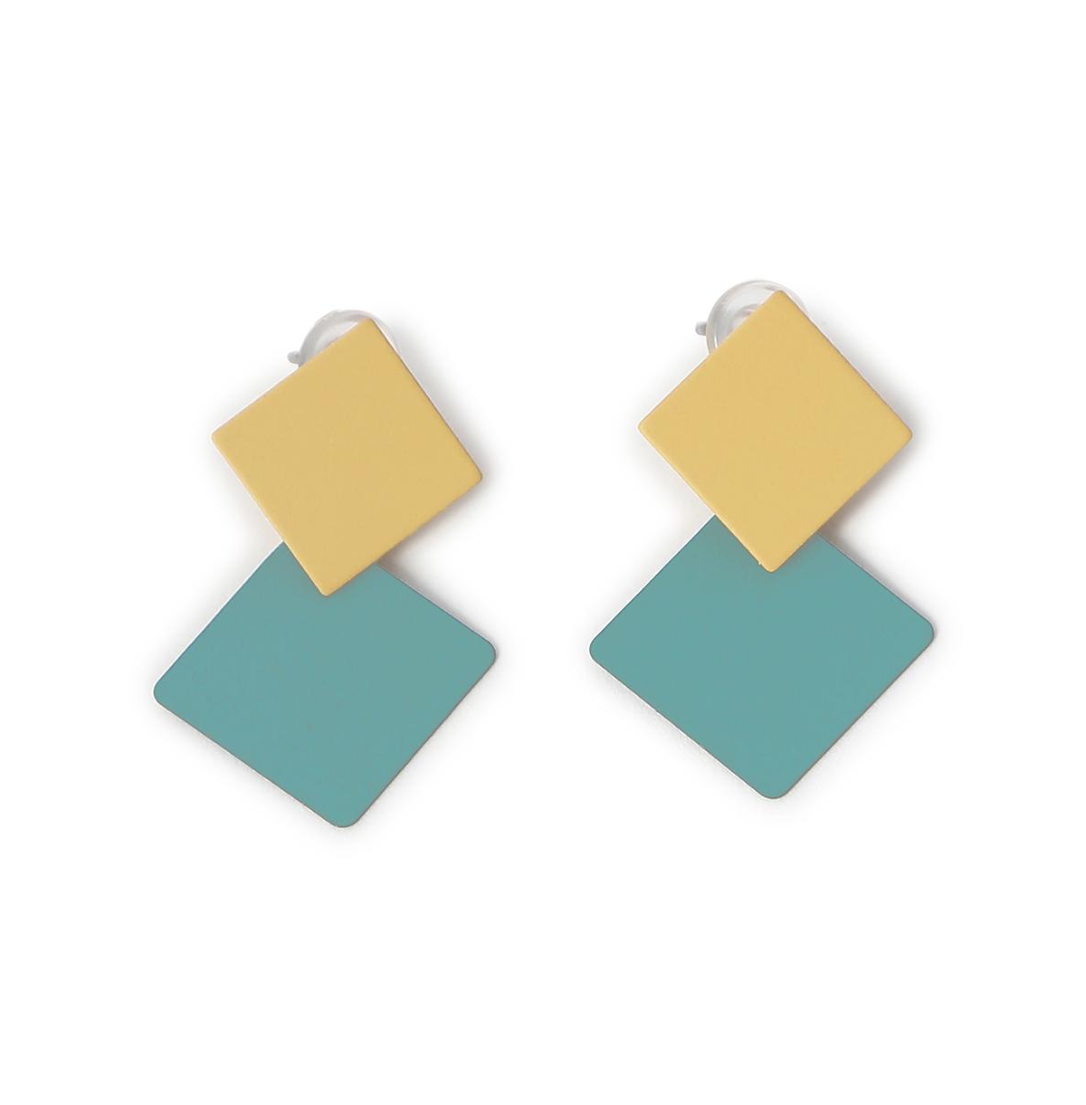 Click here for Sohi Womens Gold Plated Designer Drop Earrings - B... prices