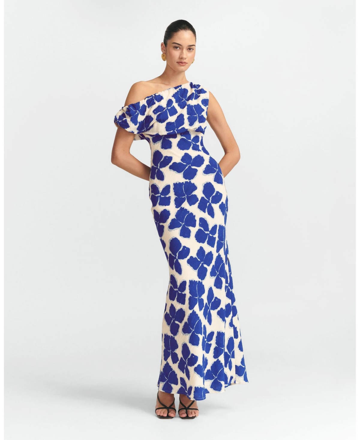 Click here for St Mrlo Womens St Marlo Harper Dress - Blue wildfl... prices