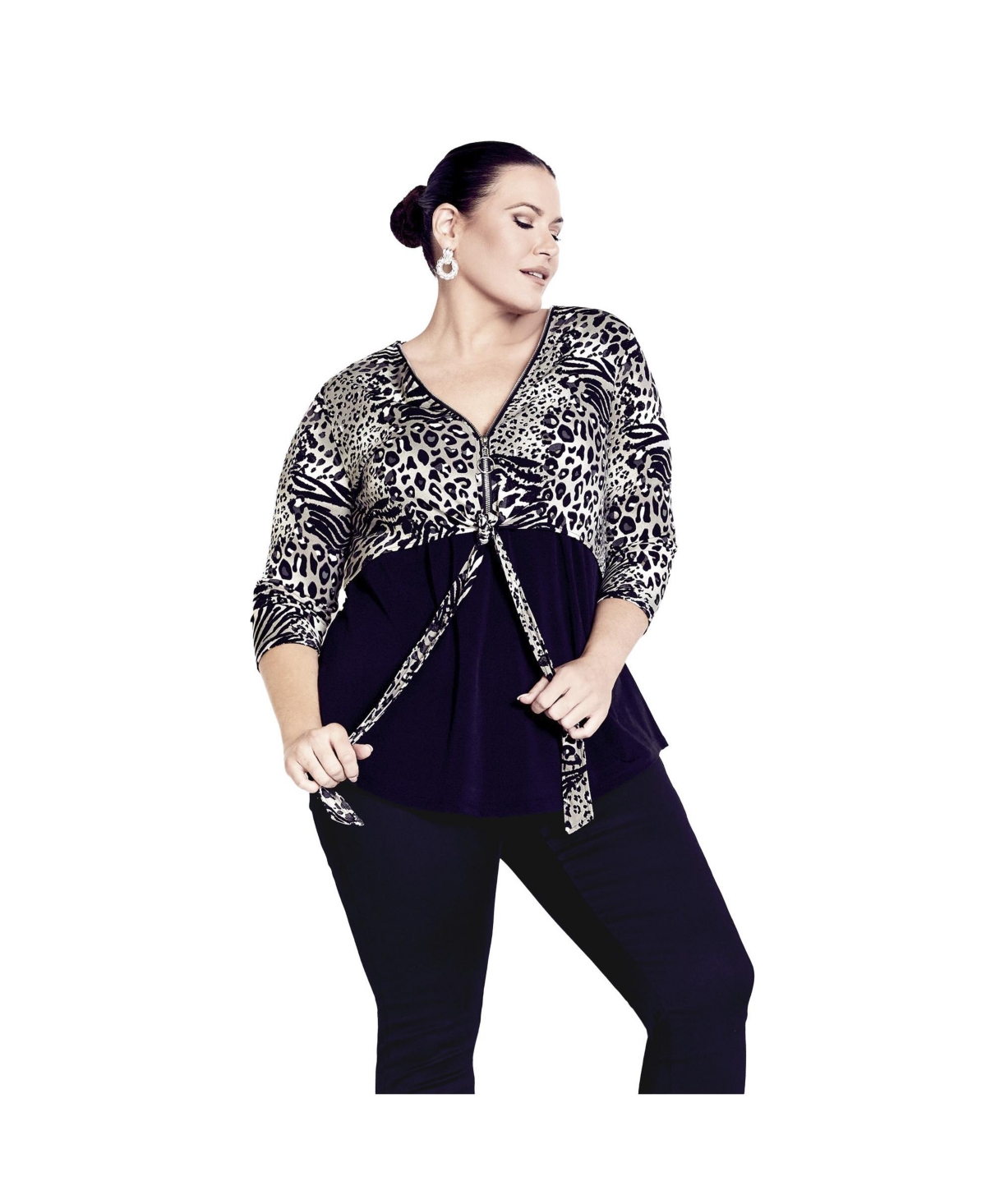 Click here for Avenue Womens Plus Size Lia Contrast Top - Mono an... prices