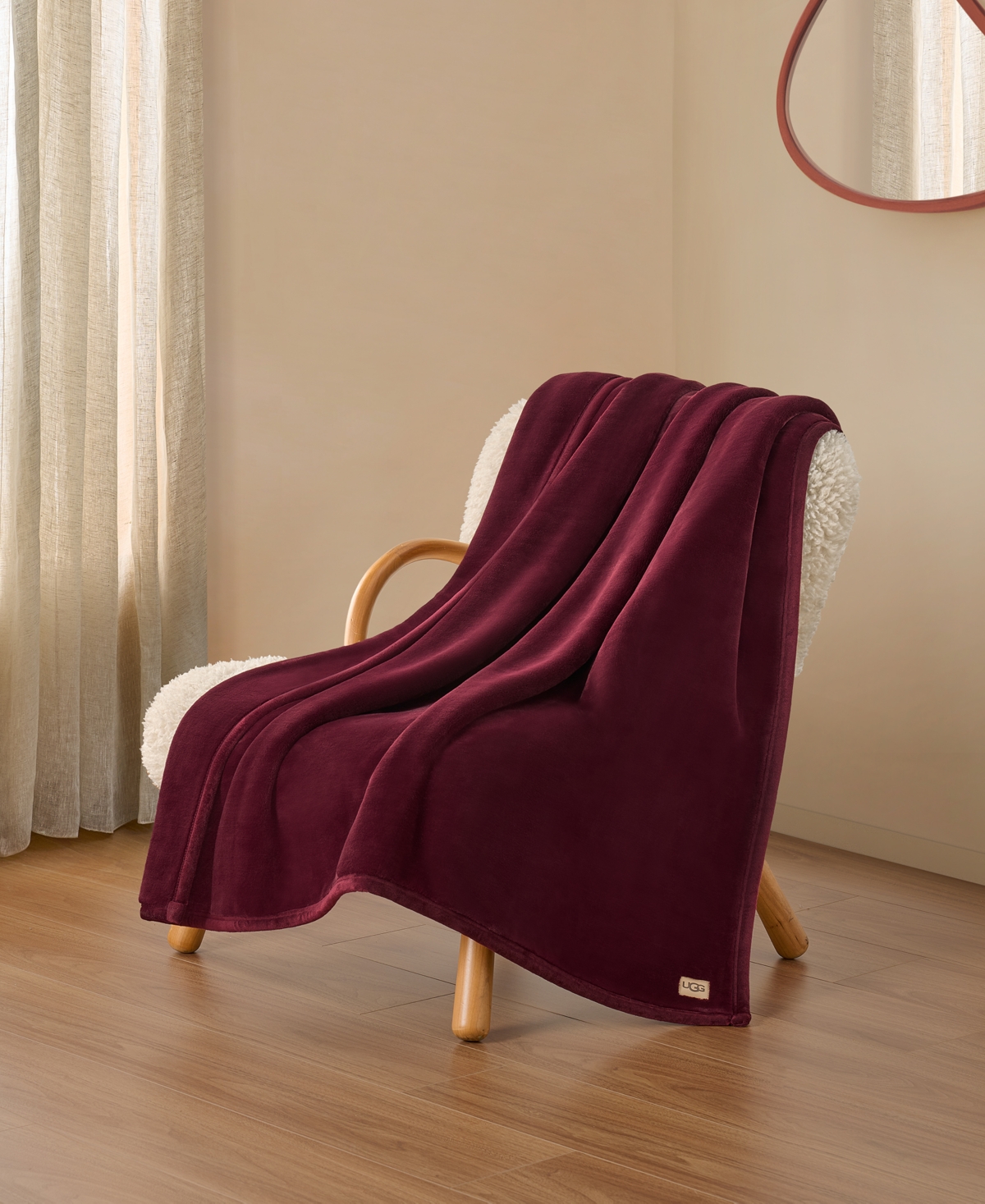 Click here for Ugg Coco Soft Throw  50 x 70 - Wild Grape prices