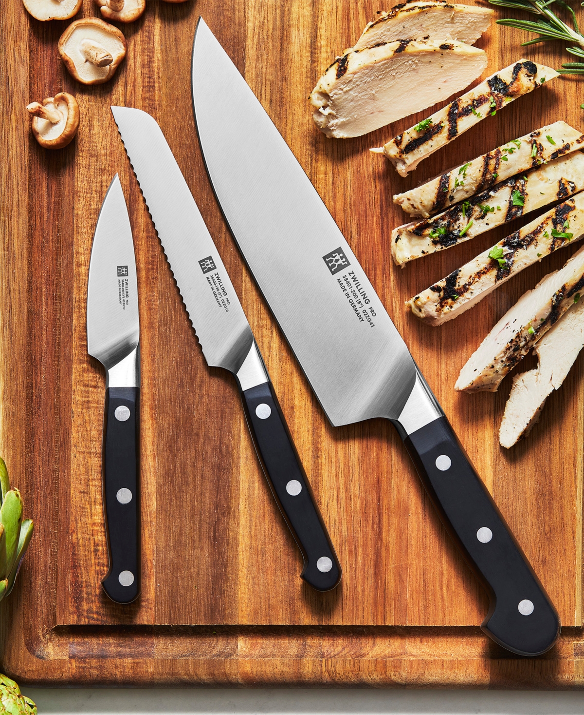 Click here for Zwilling Pro 3pc Starter Knife Set prices