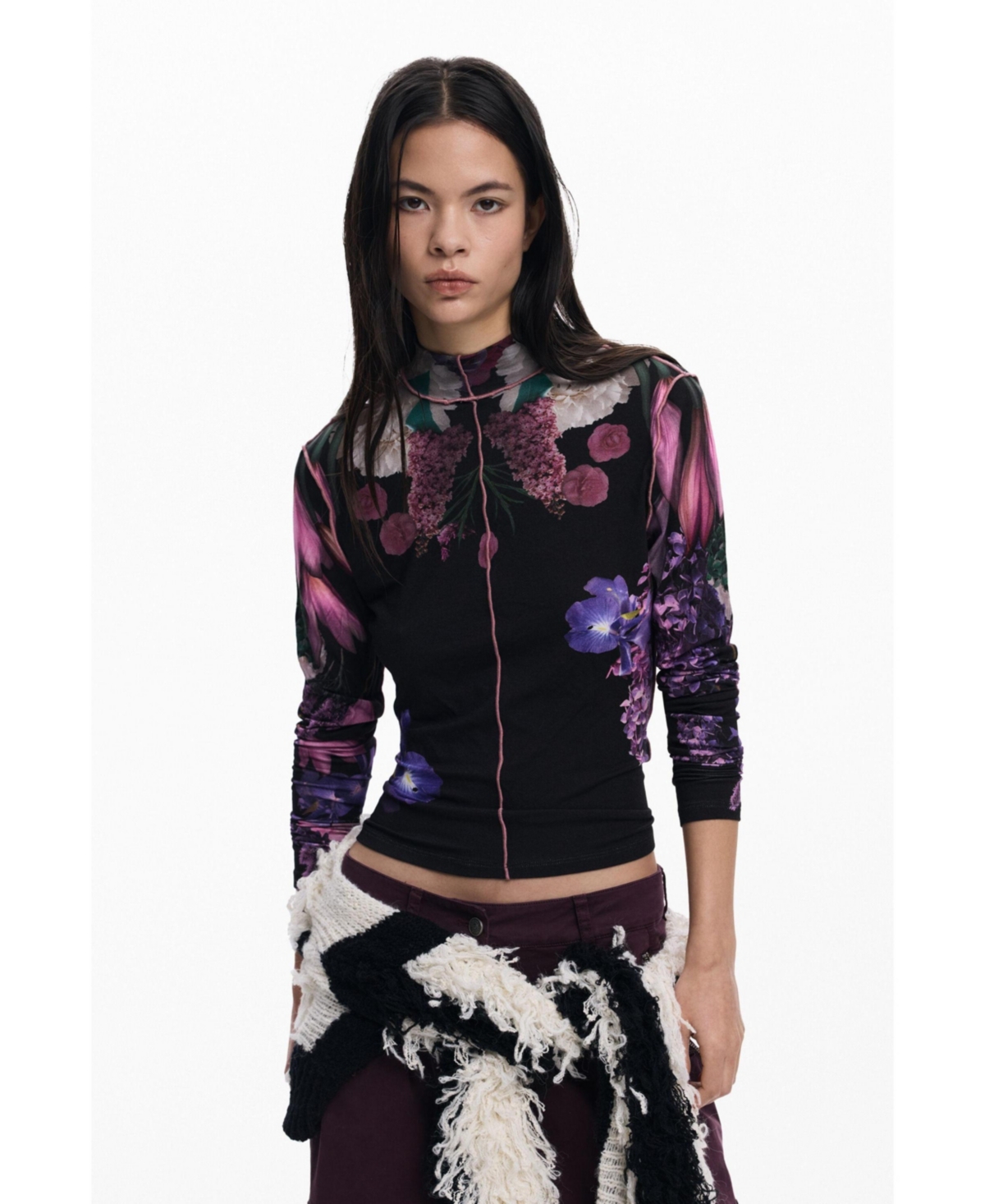 Click here for Desigual Womens Mirror flowers T-shirt - Black prices