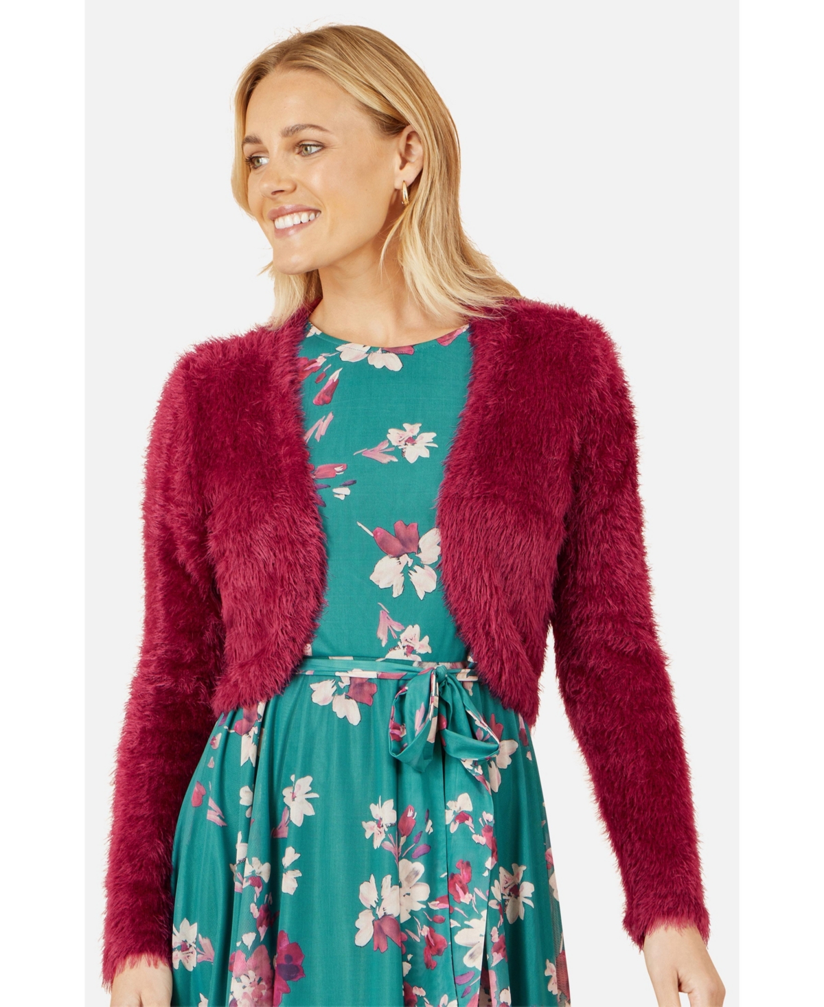 Click here for Yumi Womens Eyelash Knit Bolero - Burgundy prices