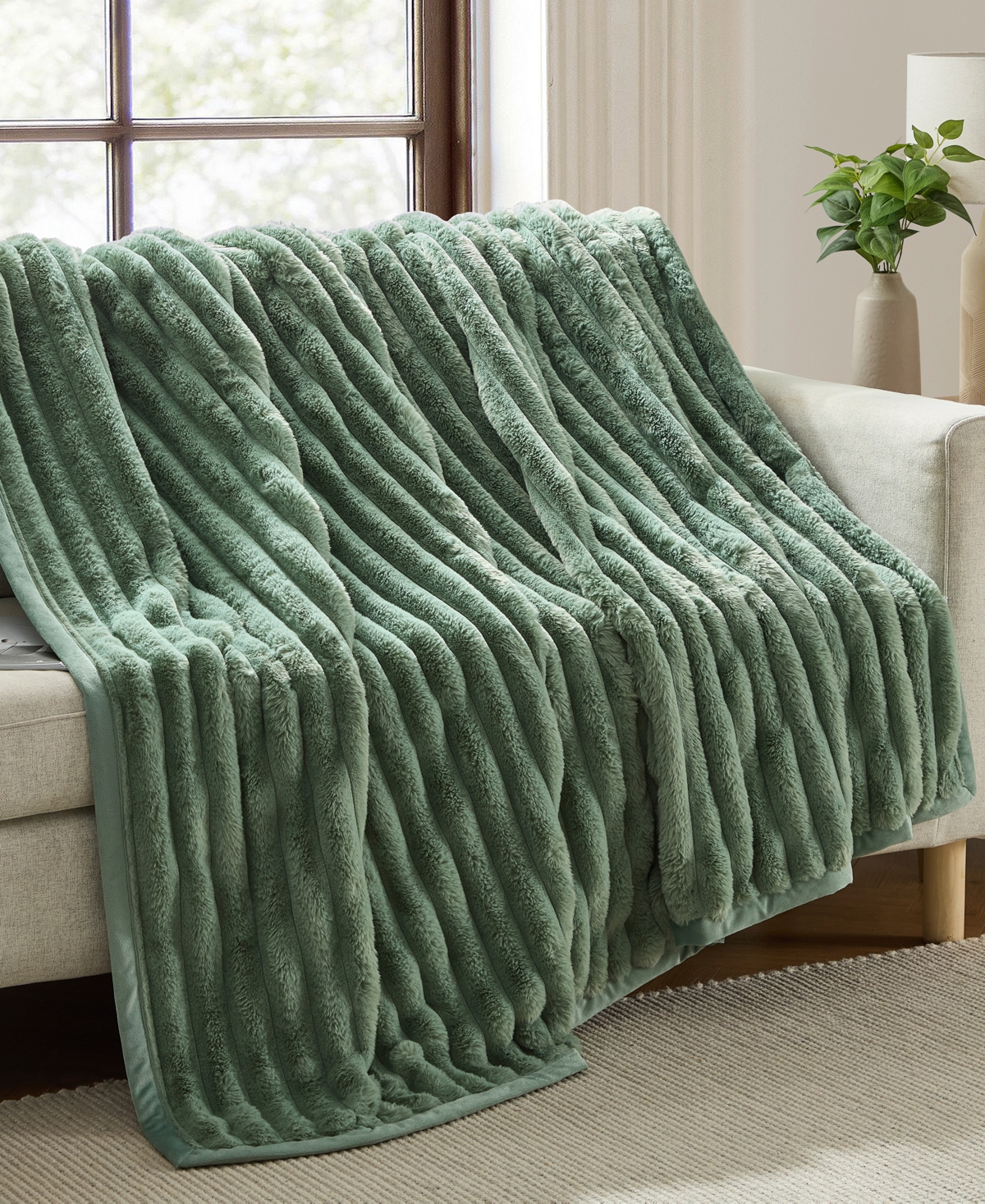 Click here for Nestl Ultra Plush Raschel Mink Blanket  Queen/King... prices