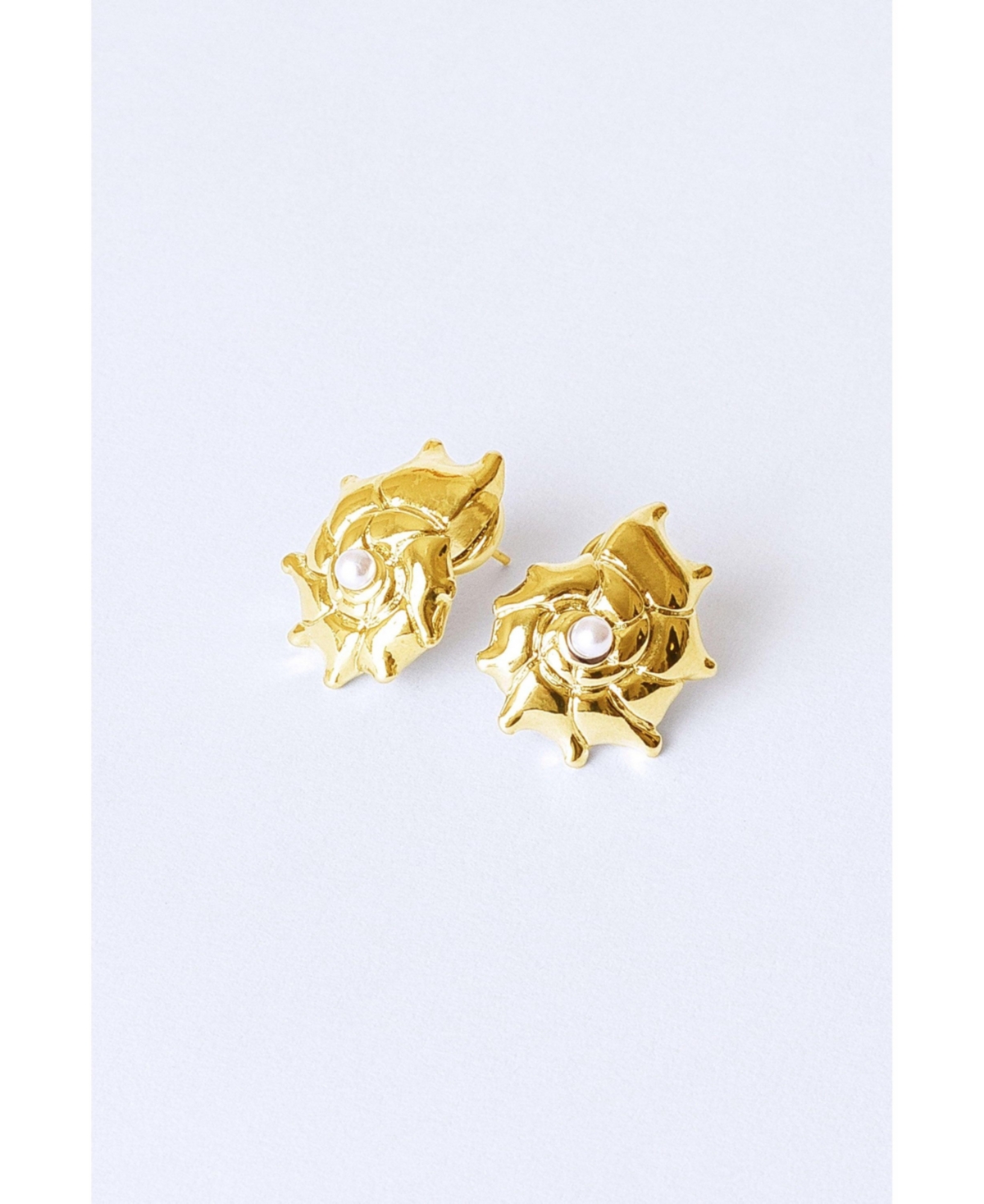 Click here for Classicharms Leah Seahell Stud Earrings - Gold prices