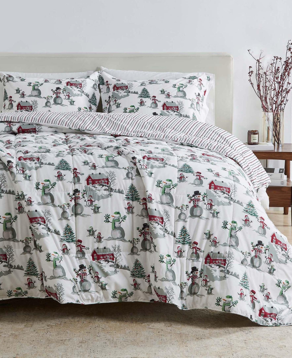 Click here for Linery & Co. All-Season Printed Down Alternative C... prices