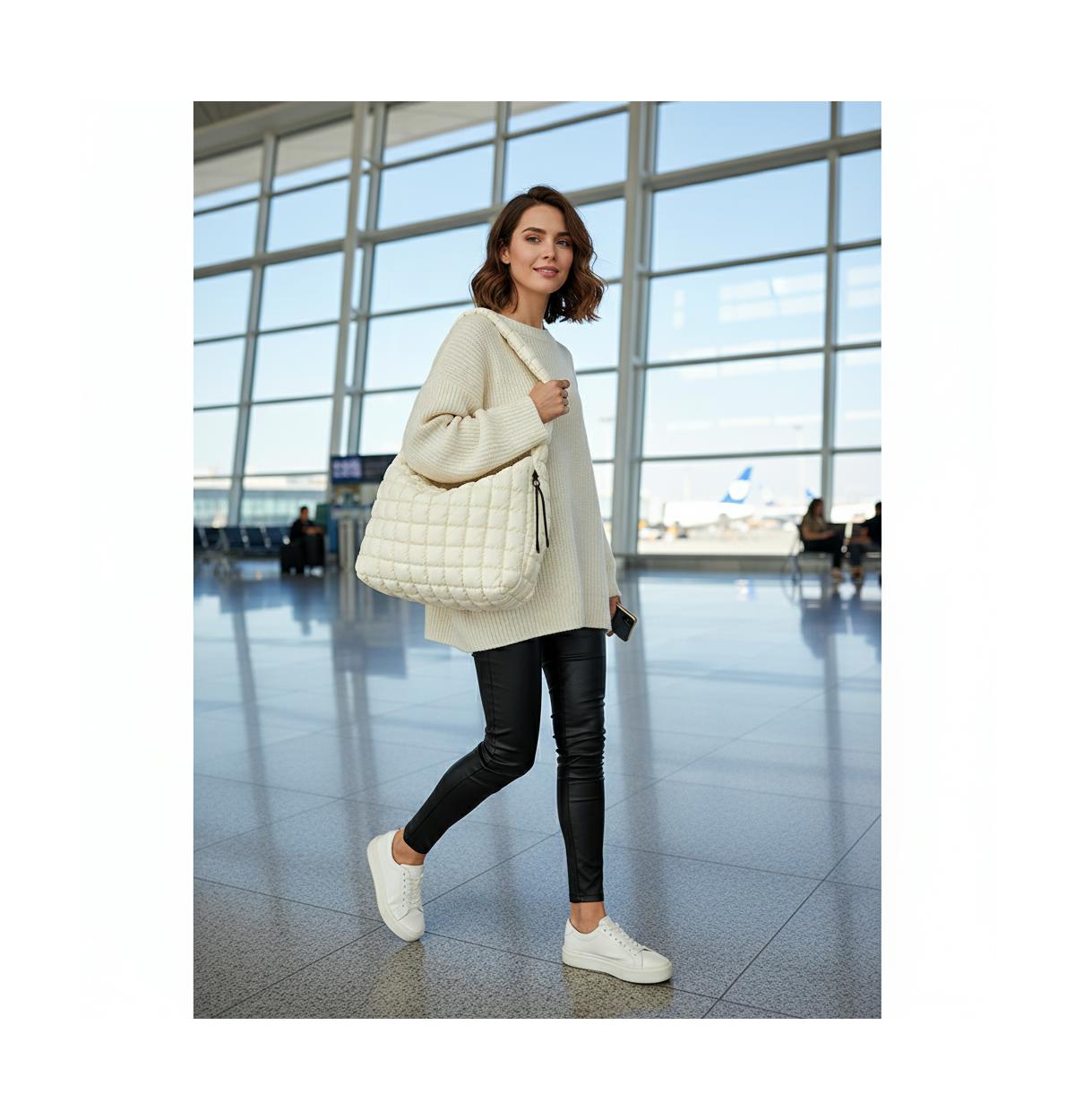 Click here for 3p Experts Cloud Haven Travel Bag - KHAKI prices