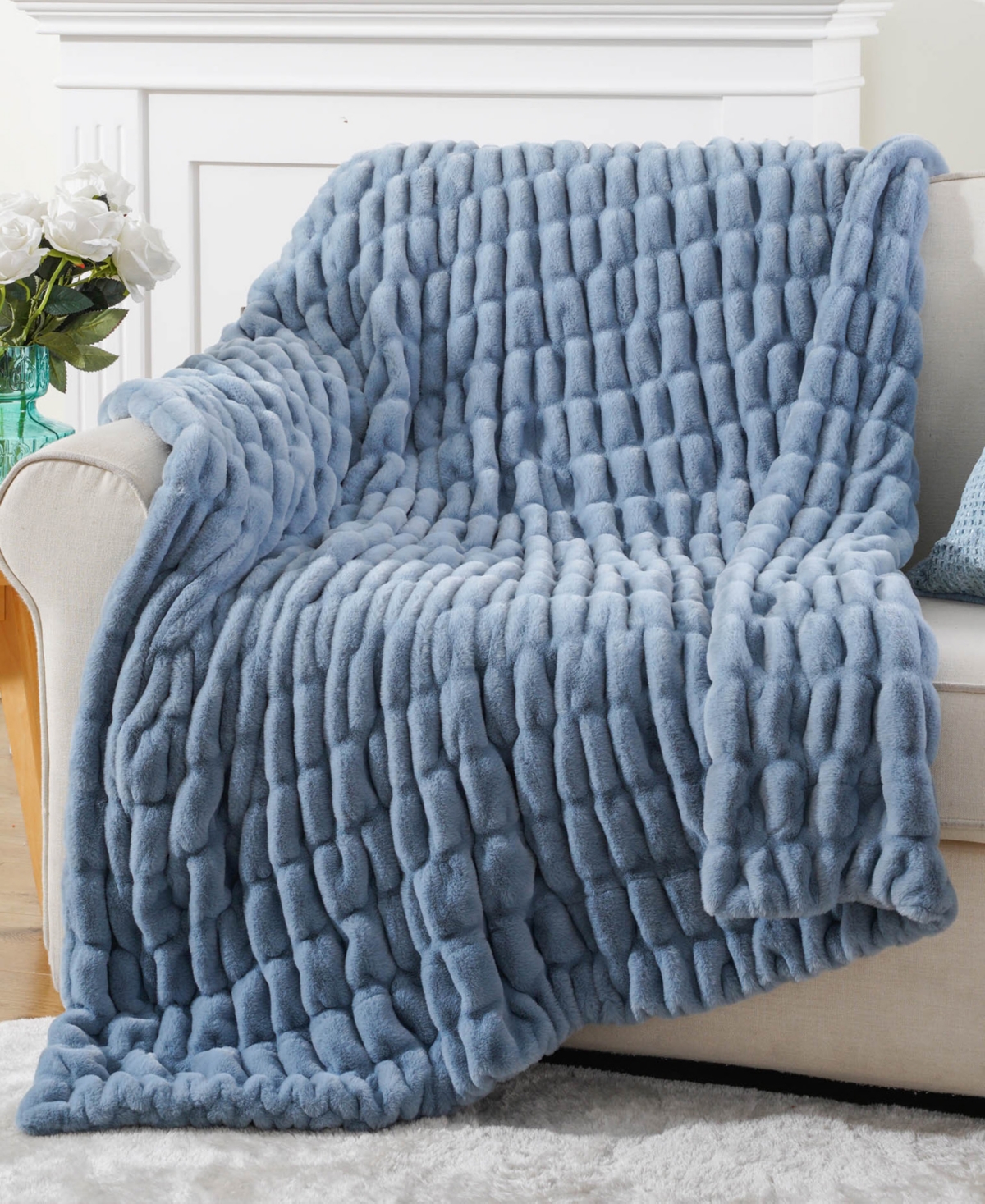Click here for Battilo Luxurious Reversible Rabbit Faux Fur Throw... prices