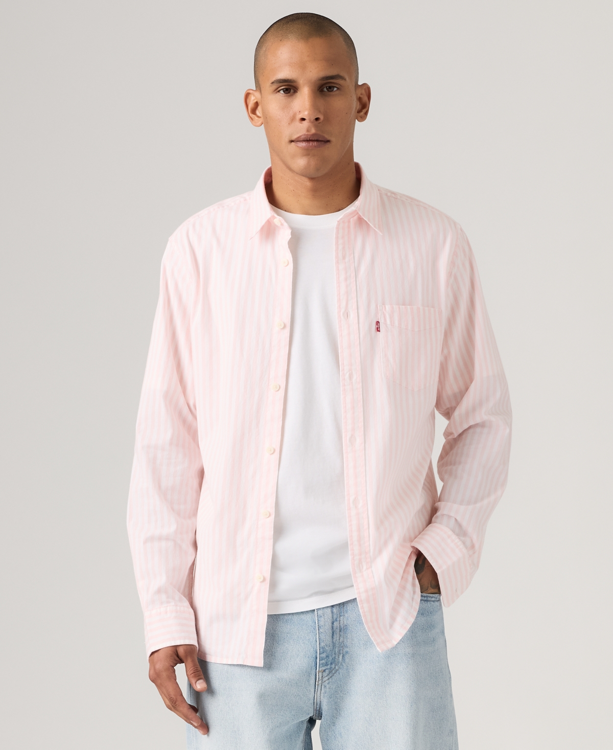 Click here for Levis Mens Classic 1 Pocket Regular-Fit Long Sleev... prices