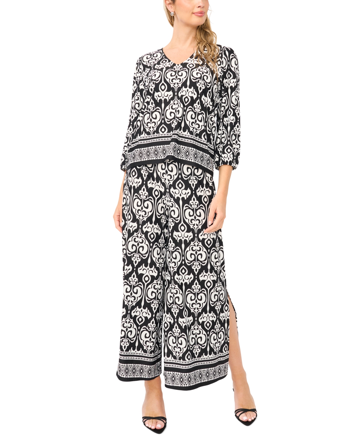 Click here for Sam & Jess Womens V-Neck Printed Top - Rich Black prices