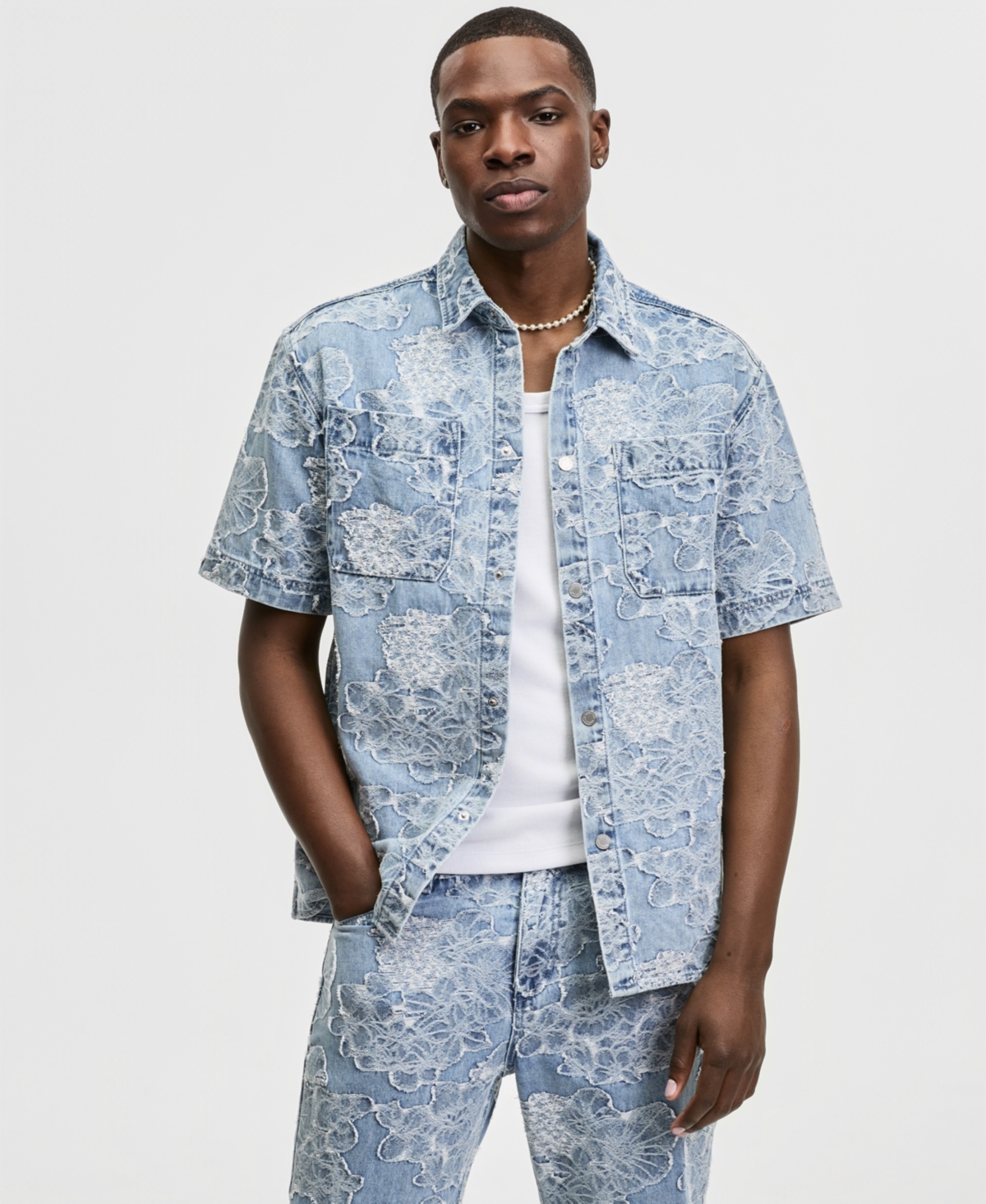 Click here for Mode of One Mens Meadow Short-Sleeve Jacquard Deni... prices