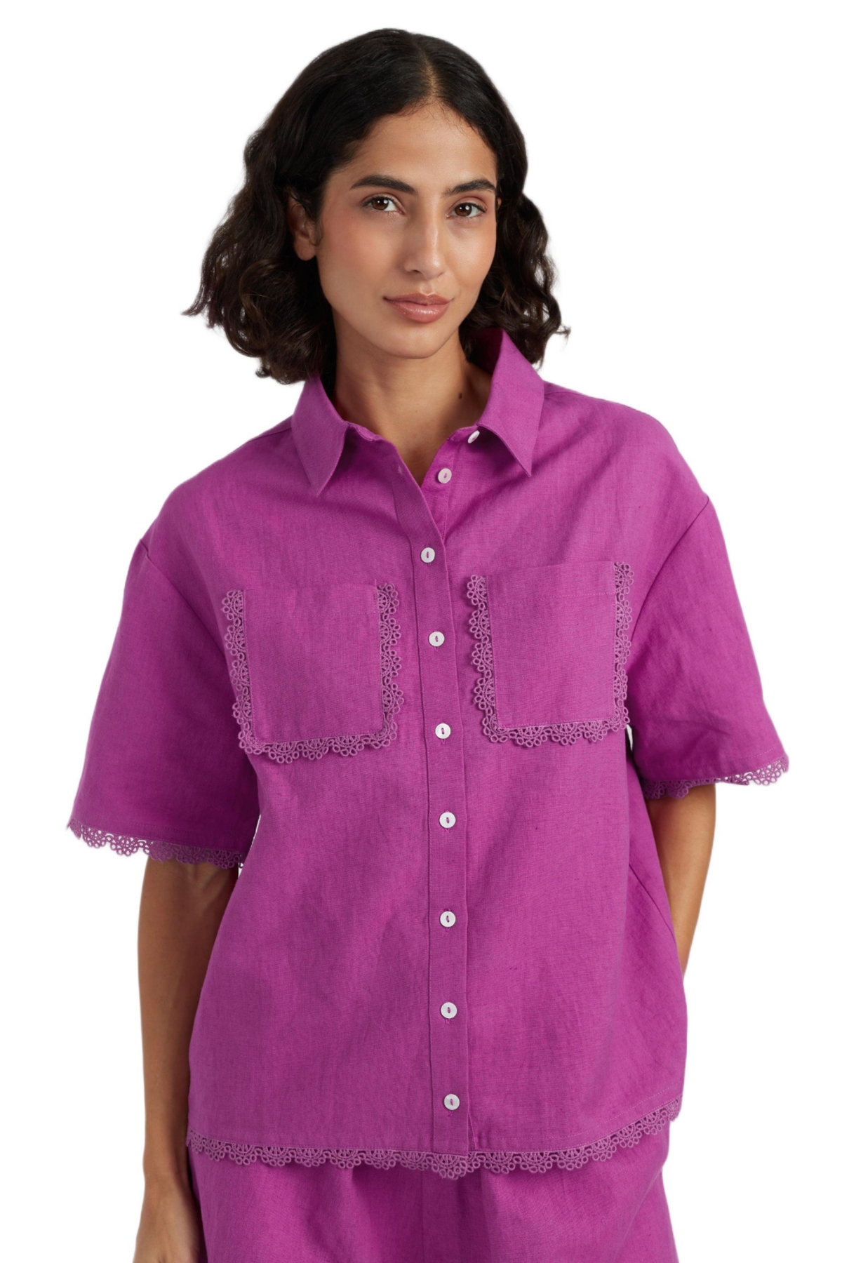 Click here for Chinti & Parker Womens Sienna Linen-Blend Scallop... prices