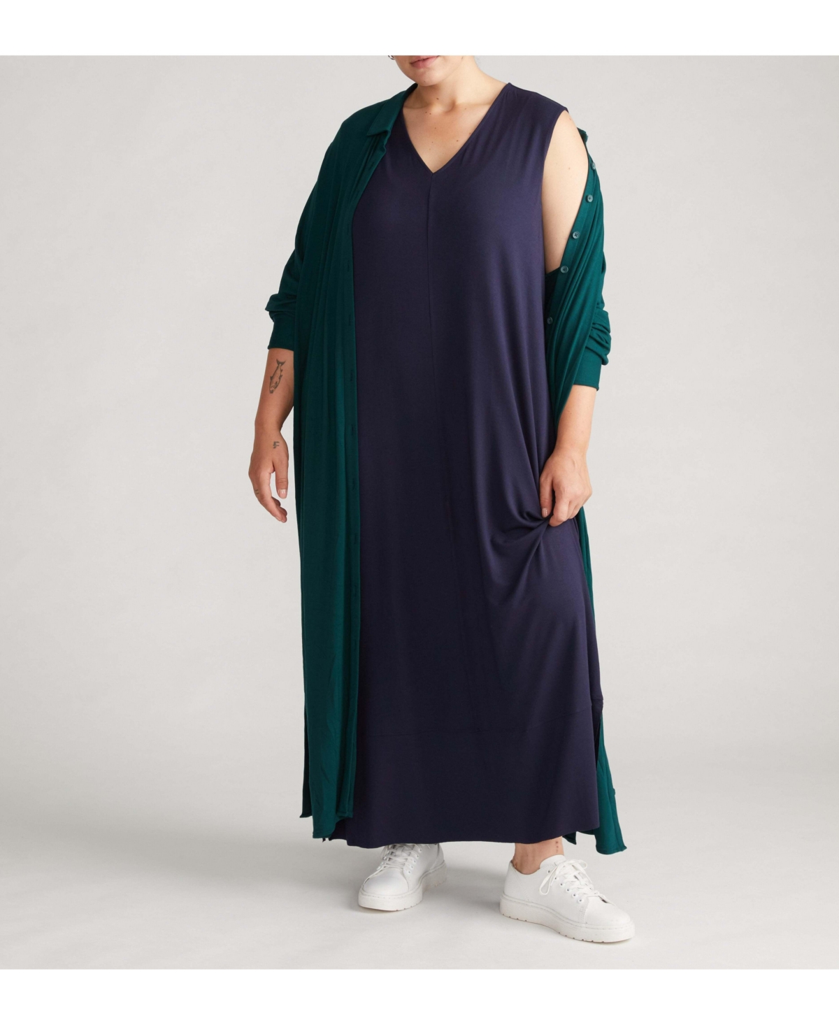 Click here for Universal Standard Plus Size Claremont Liquid Jers... prices