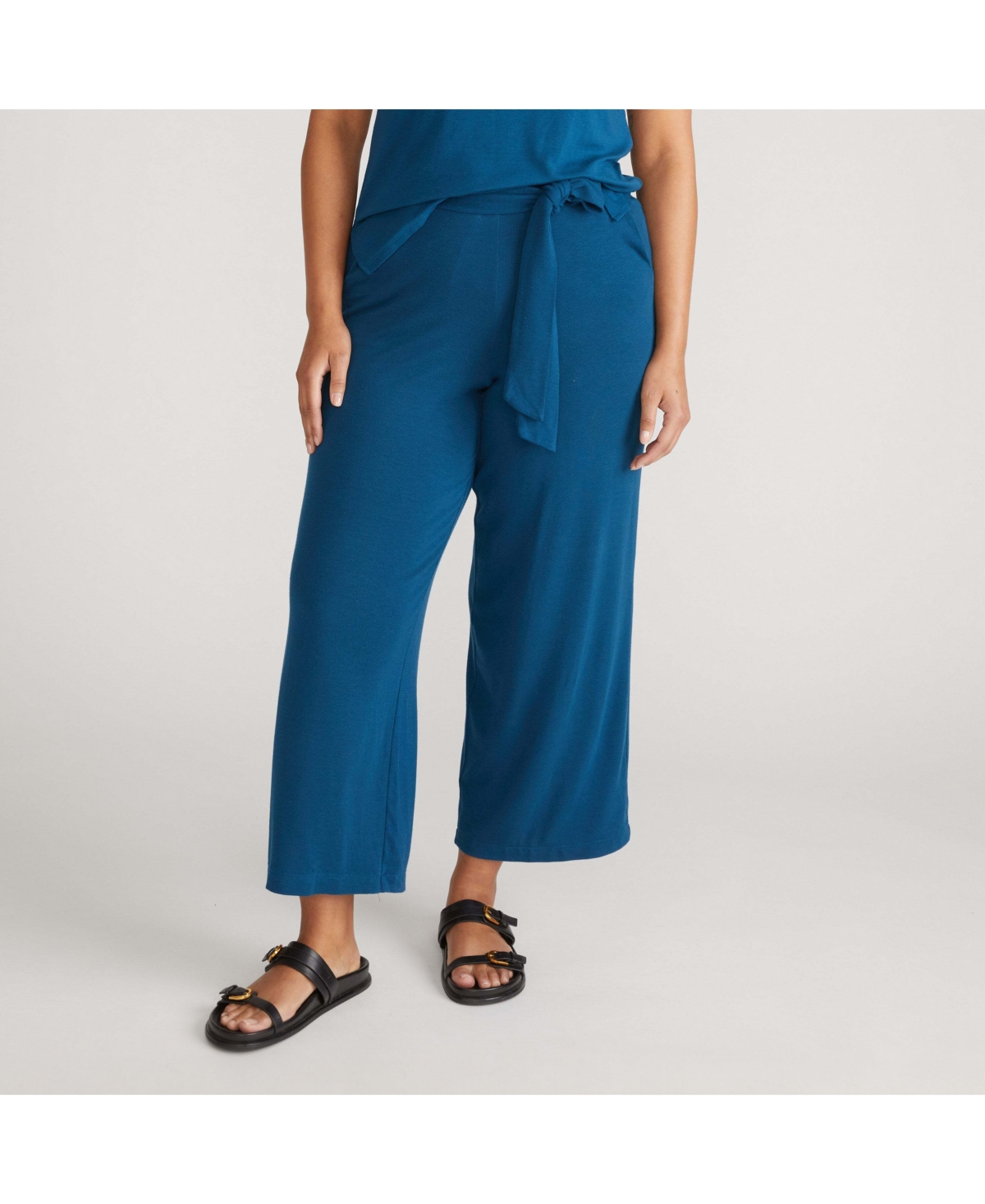 Click here for Universal Standard Womens TravelKnit Wide Leg Pant... prices