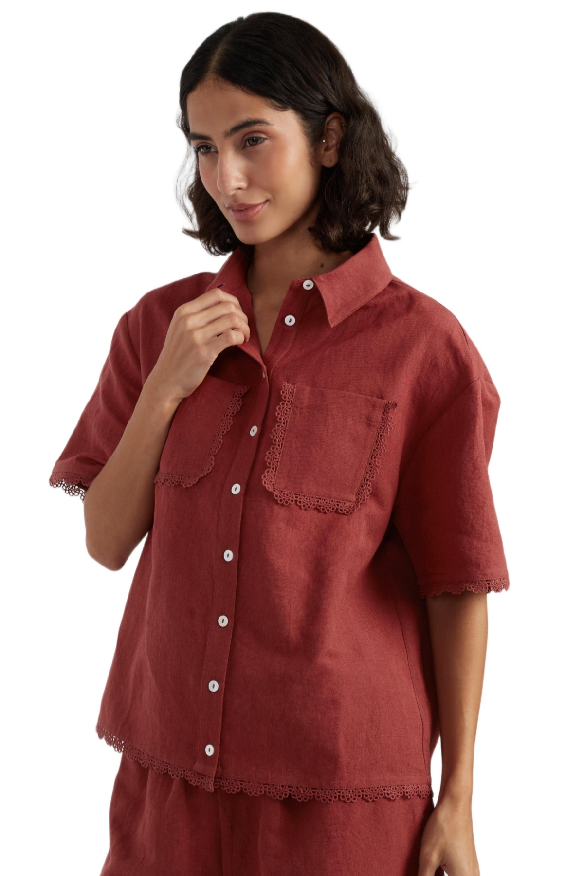 Click here for Chinti & Parker Womens Sienna Linen-Blend Scallop... prices