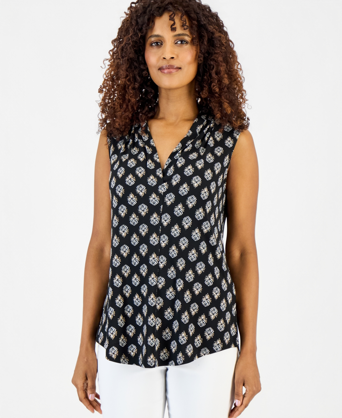 Click here for Jm Collection Womens Printed Sleeveless V-Neck Kni... prices