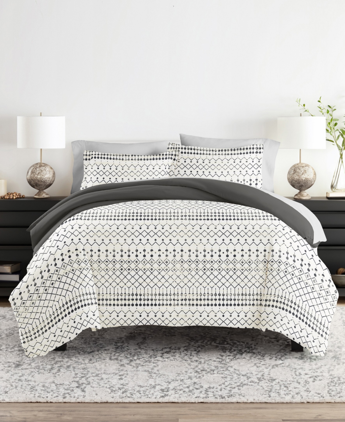 Click here for ienjoy Home Bedding Bundle Patterned 8-Piece Comfo... prices
