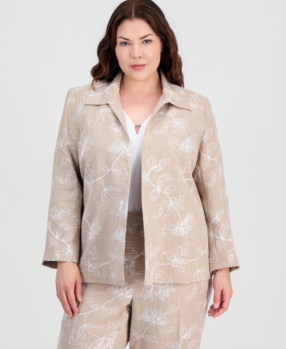 Click here for Kasper Plus Size Boxy Collared Jacket - Straw Mela... prices
