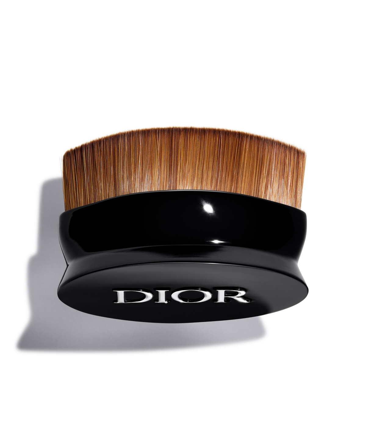 Click here for Dior NÂ°18 Multi-Use Complexion Kabuki Brush prices