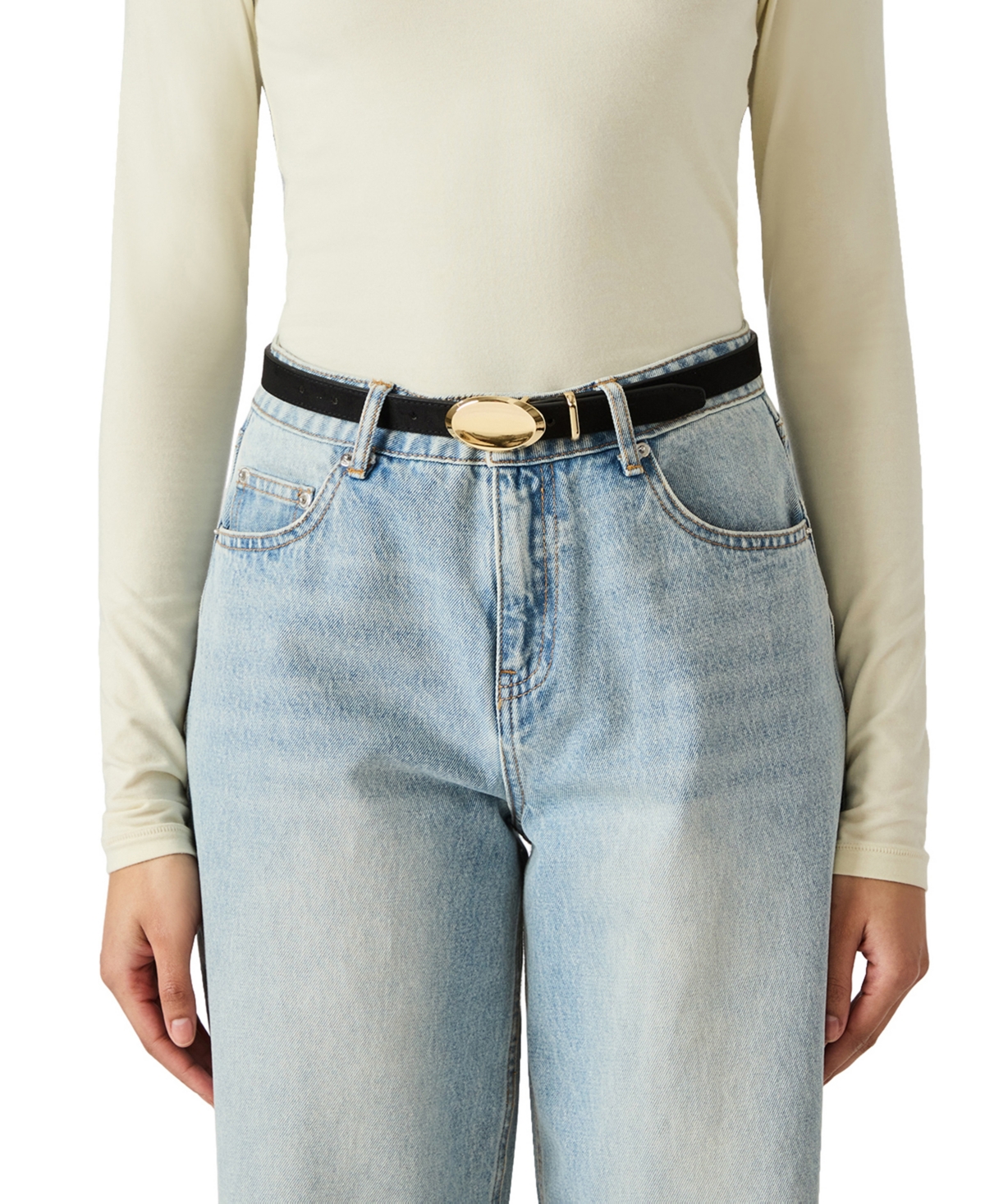 Click here for Steve Madden Polyurethane Square  Plaque and Dome... prices