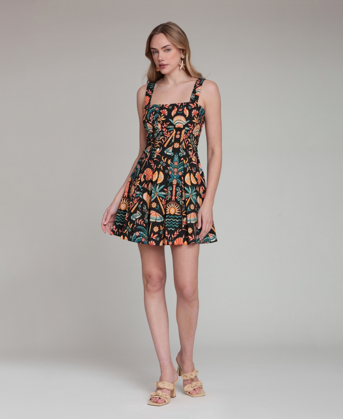 Click here for Avec Les Filles Womens Tropical Print Stretch Plea... prices