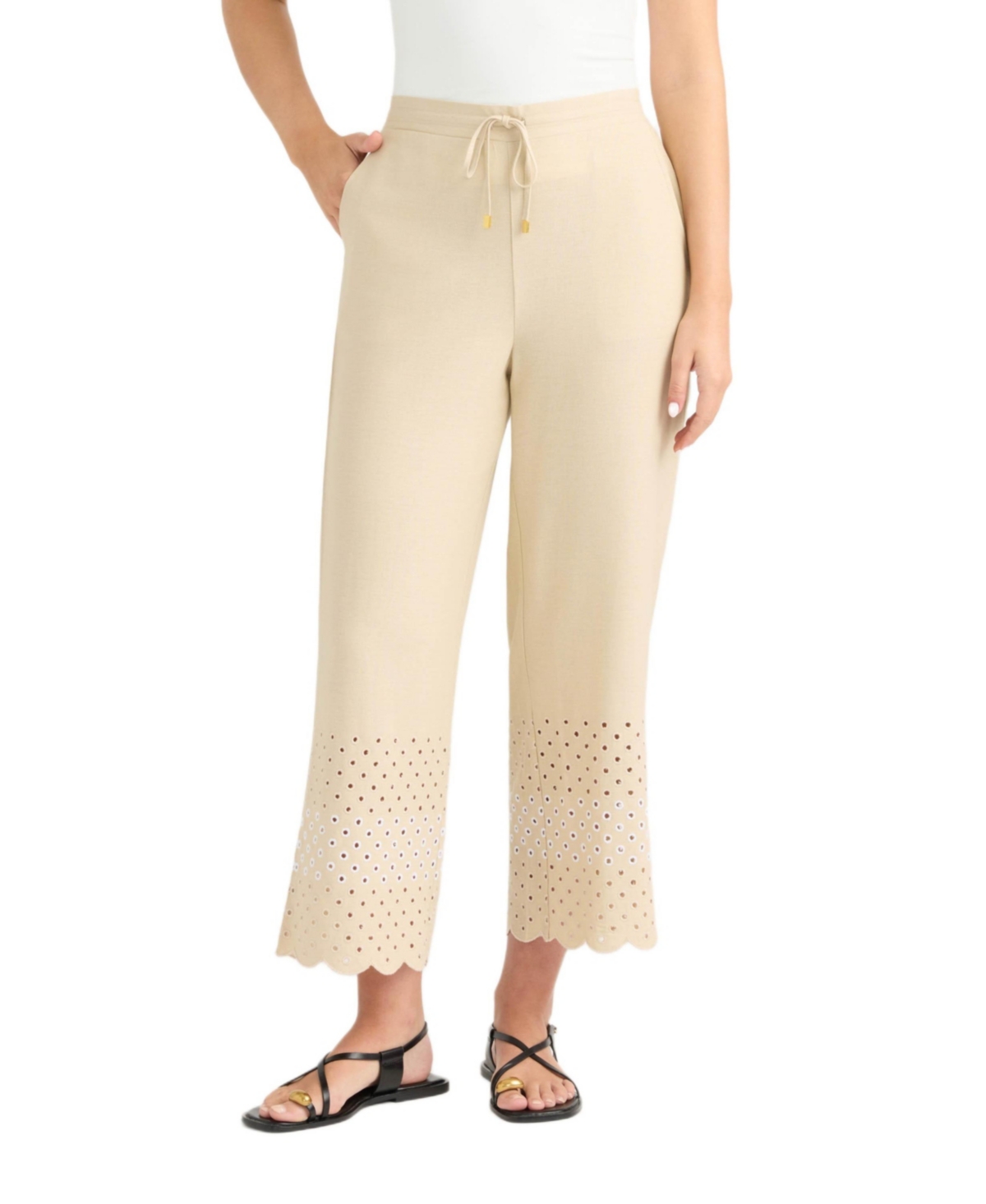 Click here for Ellen Tracy Womens Cropped Pant with Scallop Eyele... prices