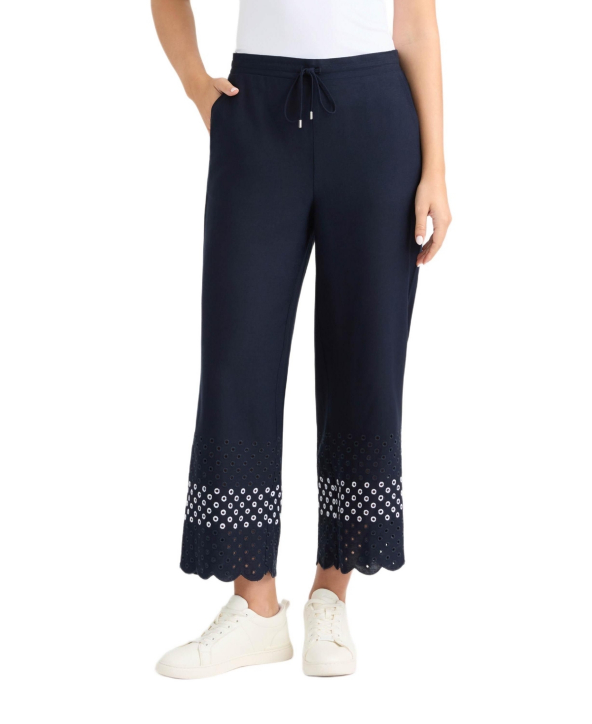 Click here for Ellen Tracy Womens Cropped Pant with Scallop Eyele... prices