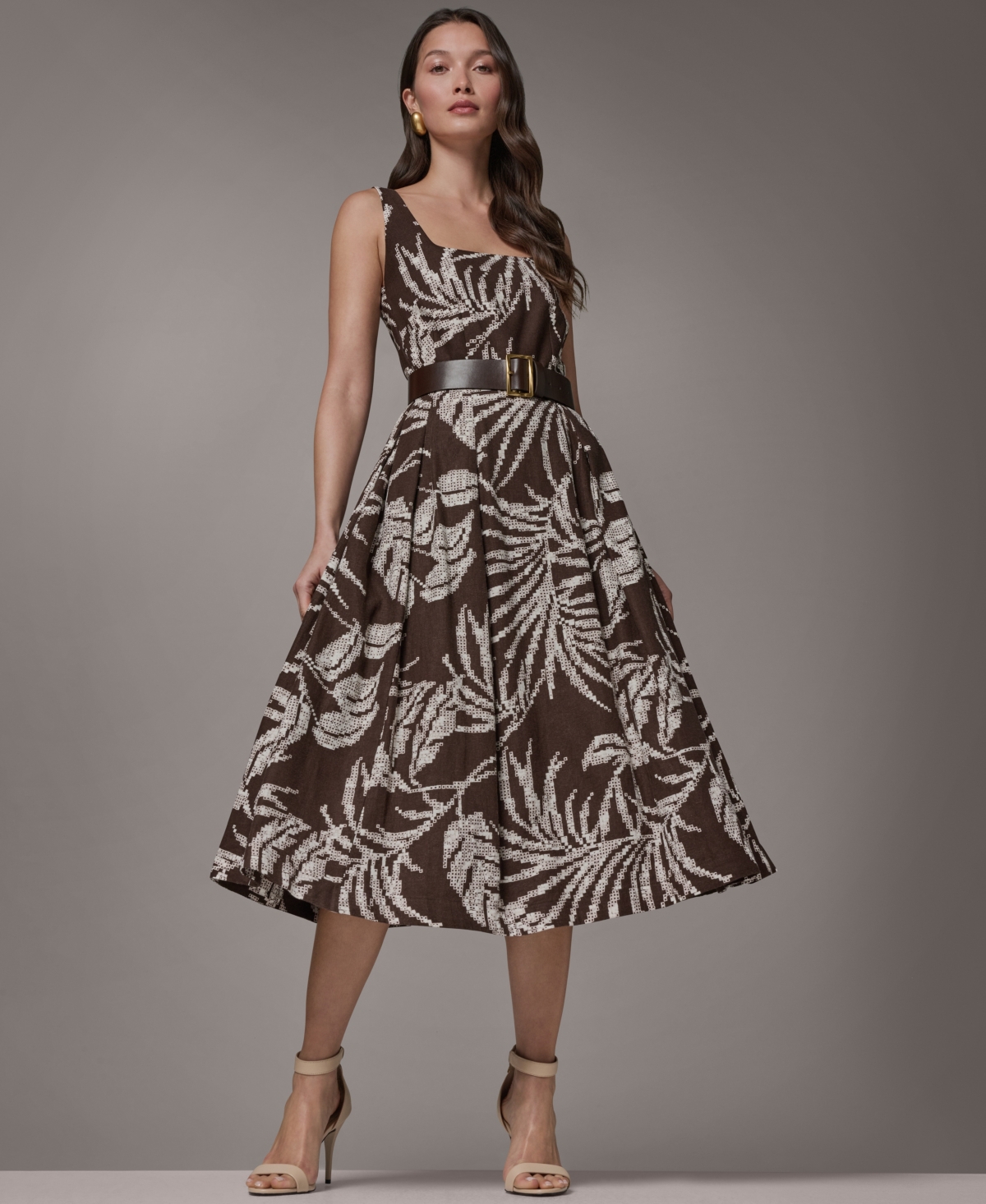 Click here for Donna Karan New York Petite Sleeveless Printed Tan... prices