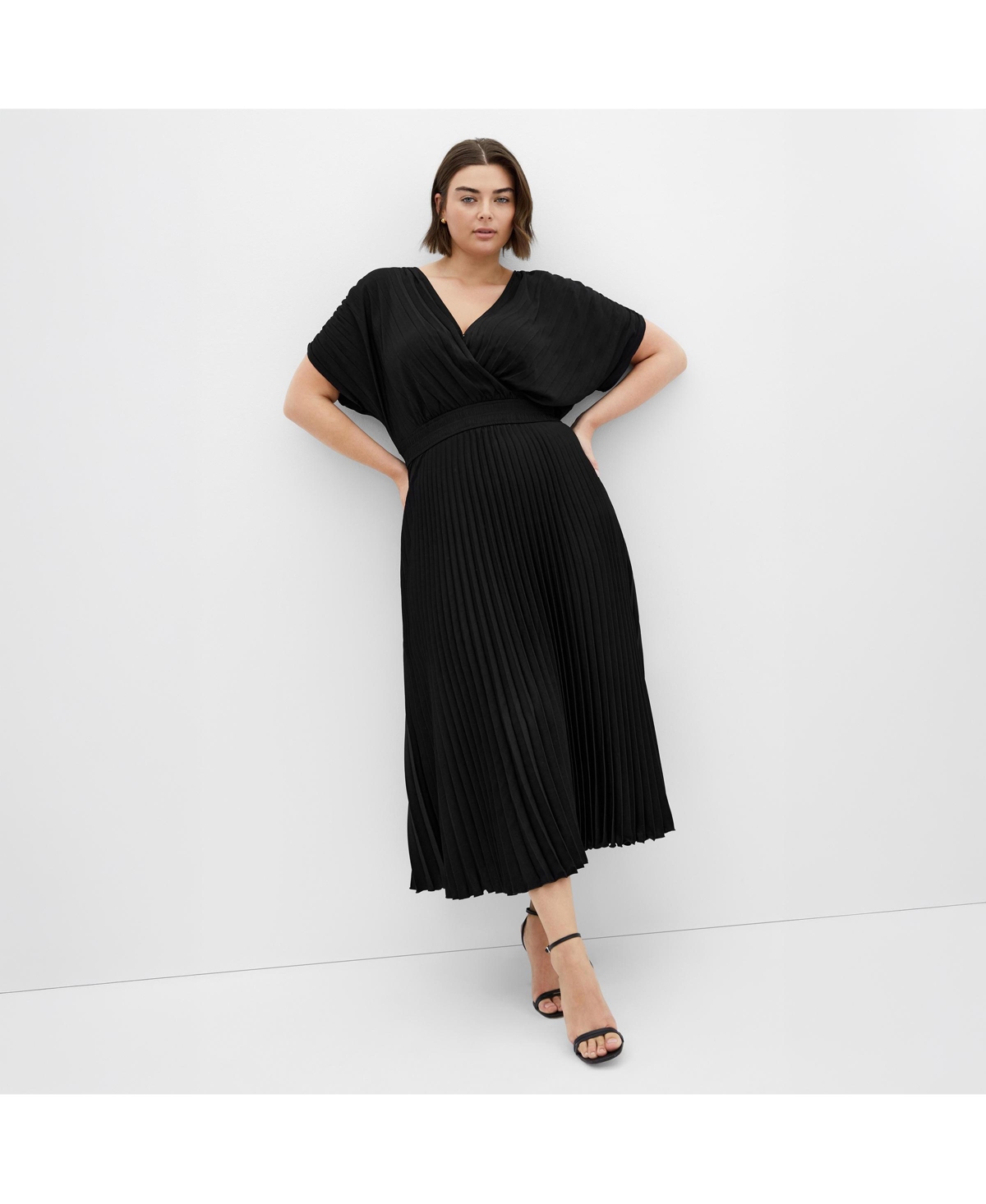 Click here for City Chic Womens Elia Pleat Dress - Black prices