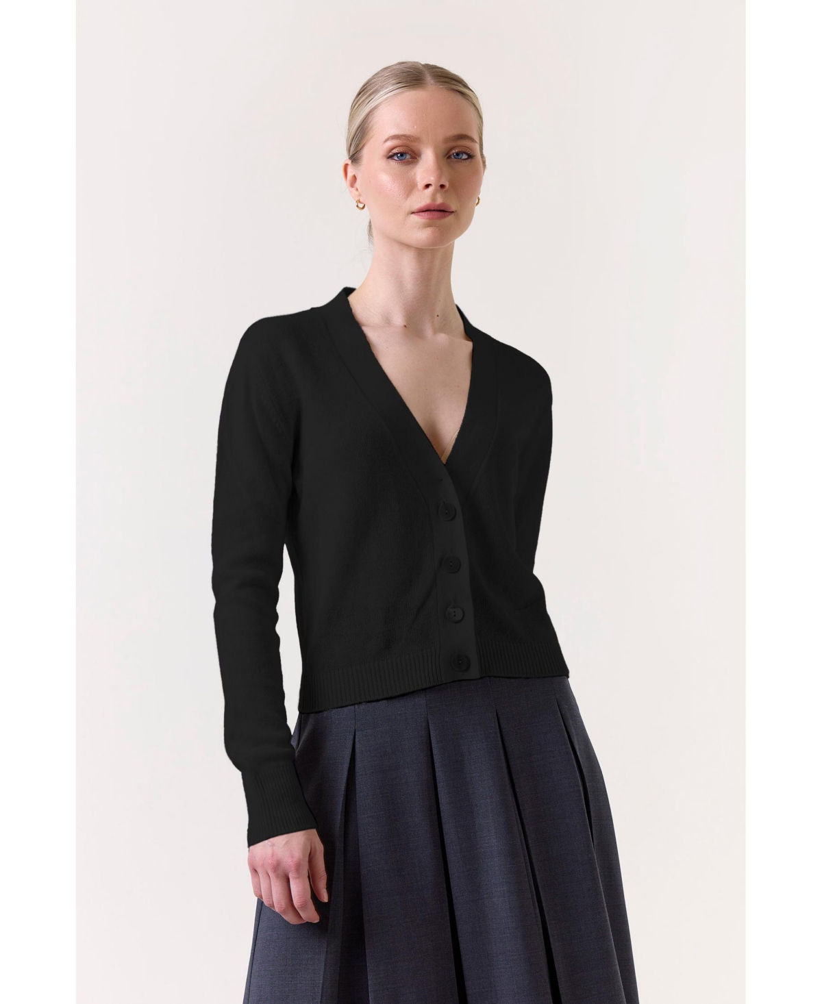 Click here for 1982 Womens 100 Cashmere Cropped Cardigan - Black prices