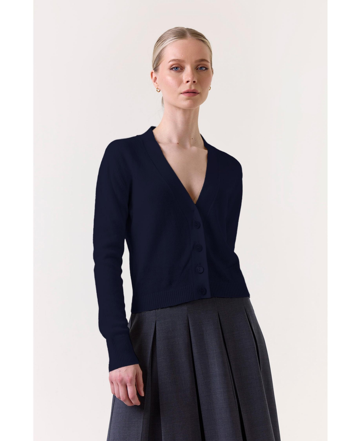 Click here for 1982 Womens 100 Cashmere Cropped Cardigan - Navy prices