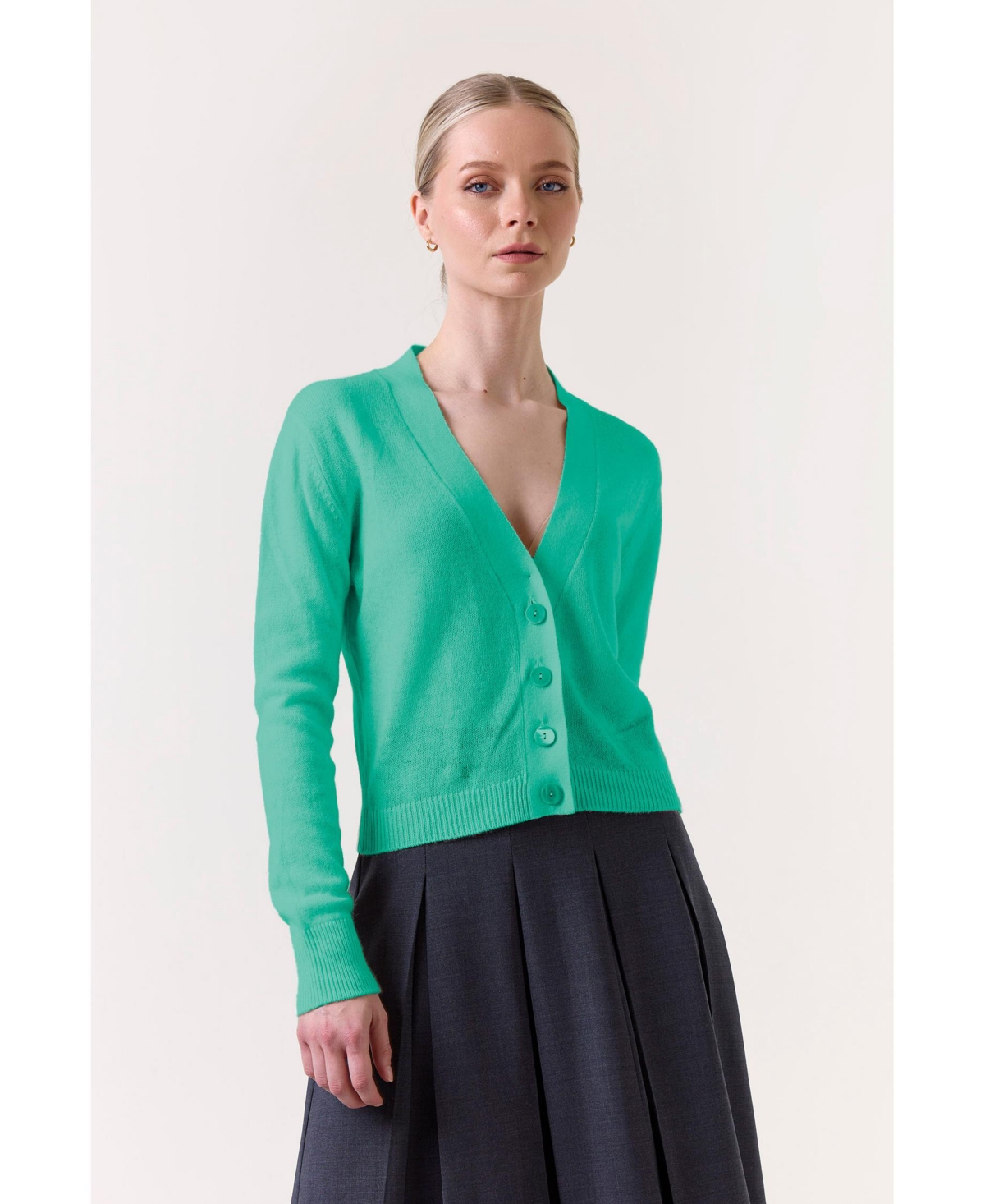 Click here for 1982 Womens 100 Cashmere Cropped Cardigan - Paris... prices