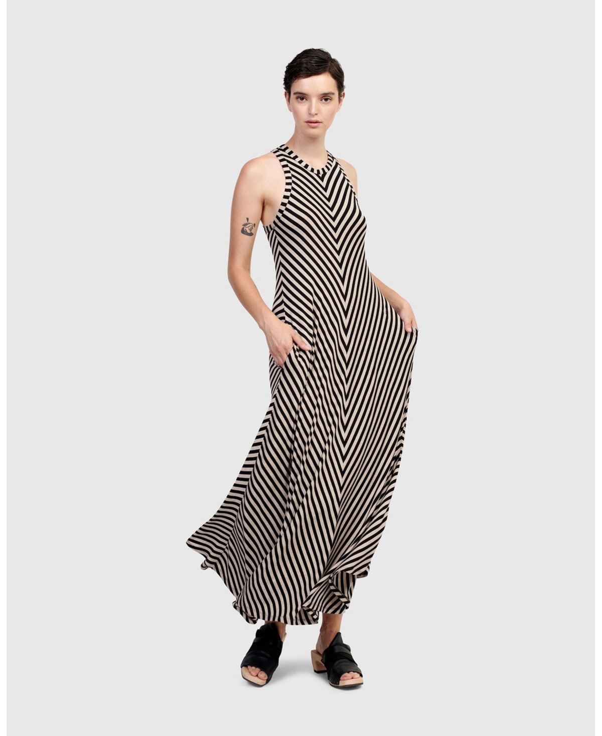 Click here for Alembika Womens Urban Cleopatra Maxi Dress - Mix prices