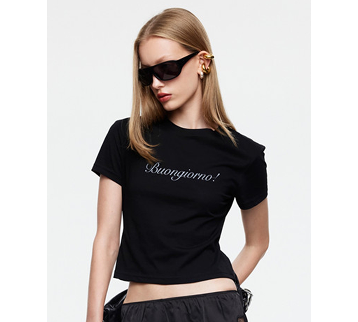 Click here for Lioness Womens Baby Crew Neck T-Shirt - Noir prices