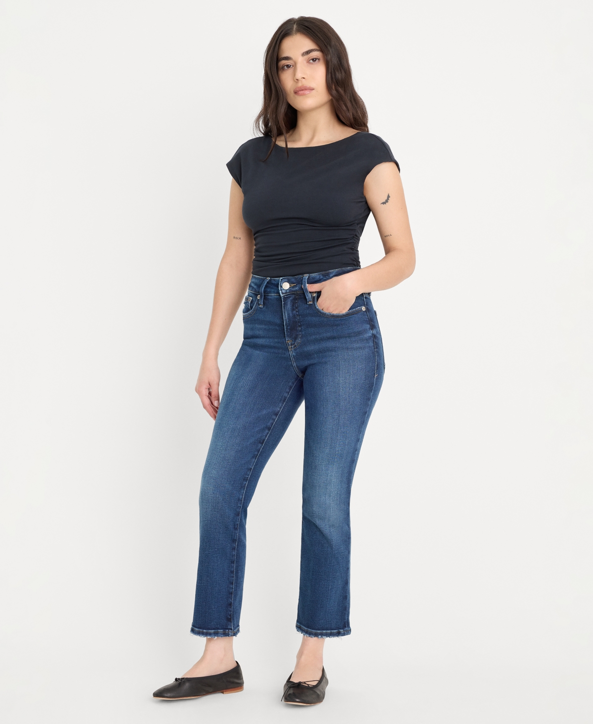 Click here for Good American Womens Soft Tech Mid-Rise Straight J... prices