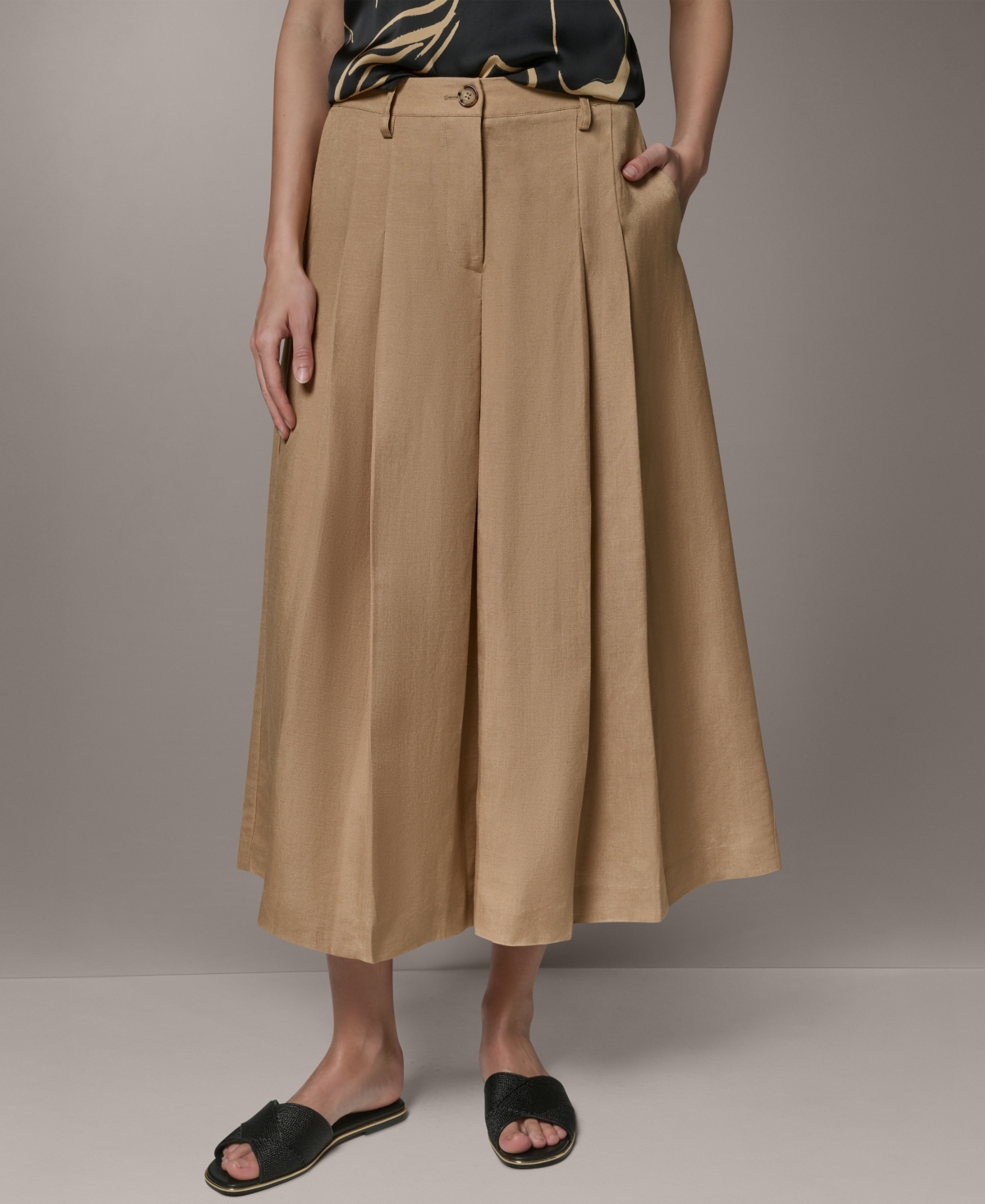 Click here for Donna Karan New York Womens Front Hand Pocket Plea... prices