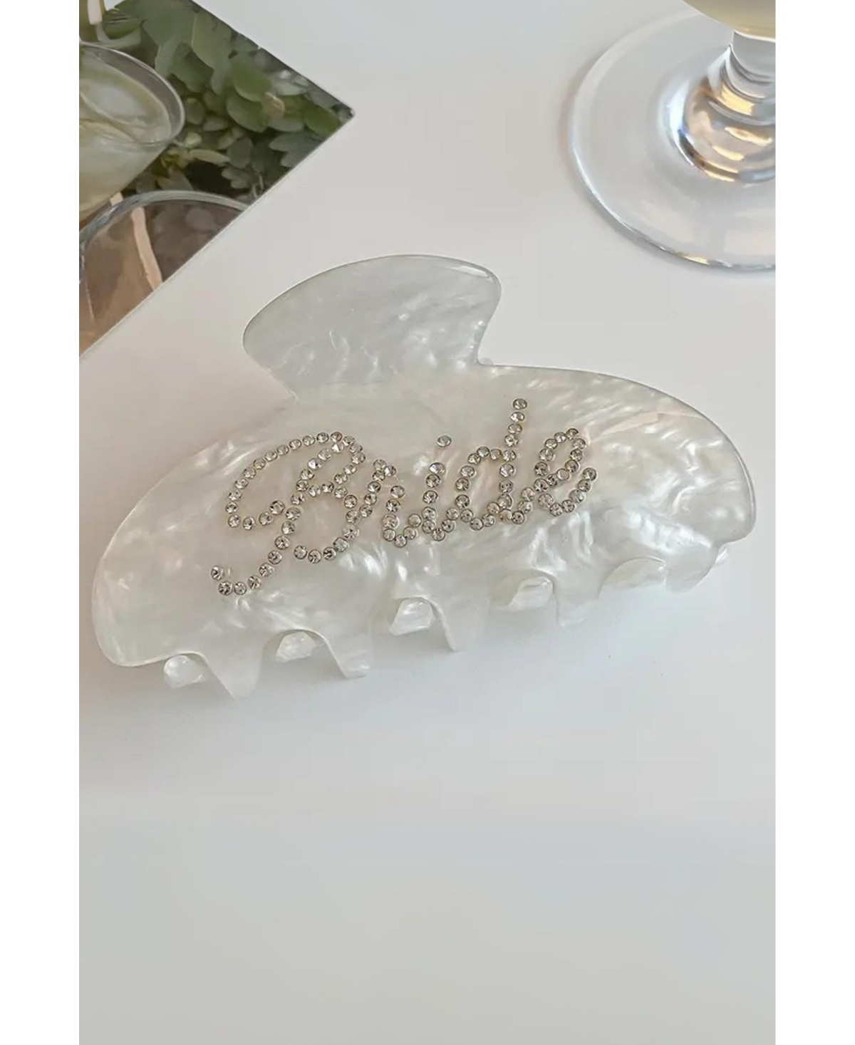 Click here for Untamed Petals Bride Crystal Claw Clip - White prices