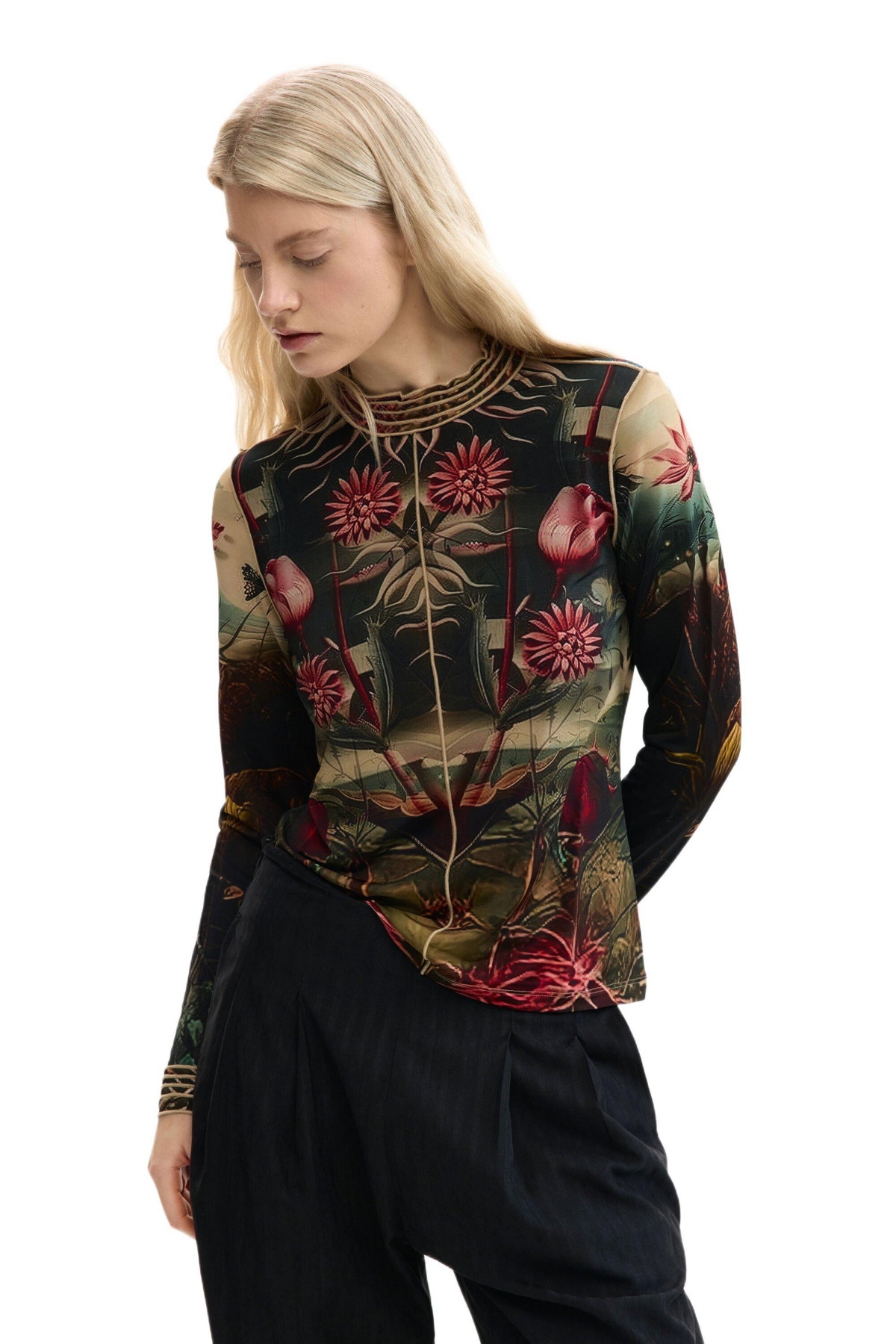 Click here for Desigual Womens T-shirt with Rose Trim - Black prices