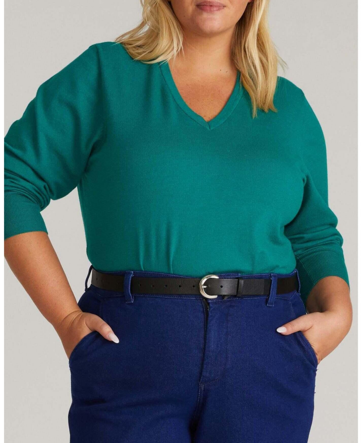 Click here for Universal Standard Plus Size Savvy Fine Knit V Swe... prices