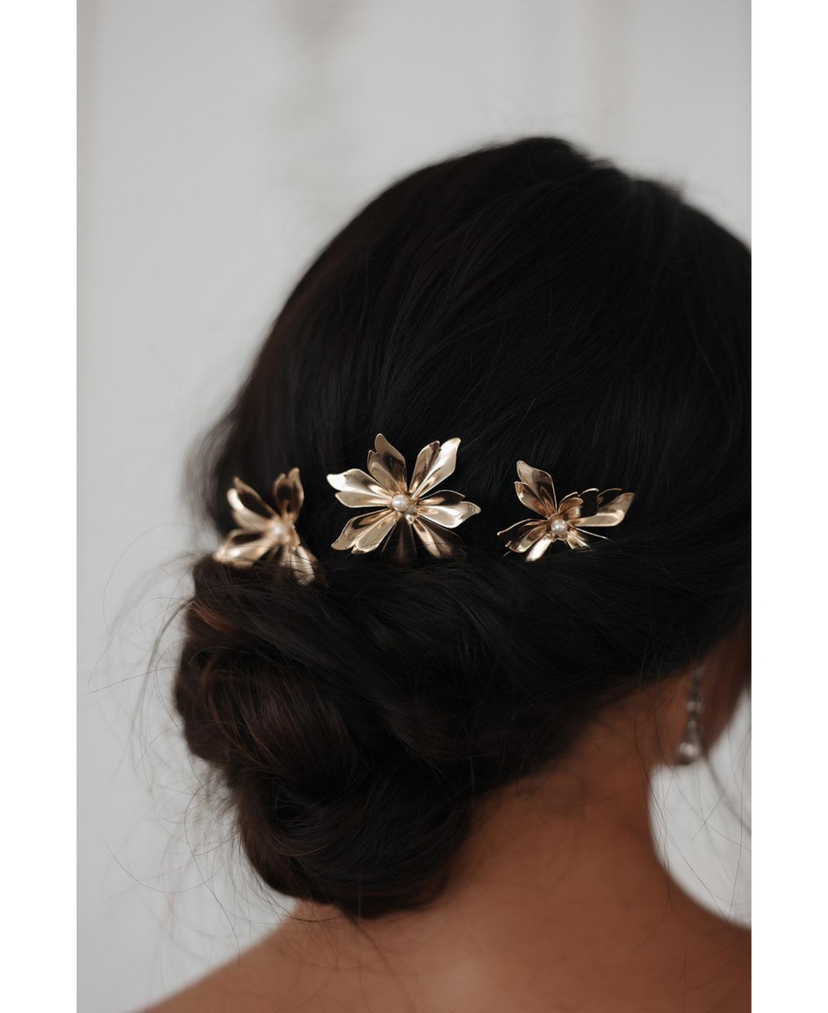 Click here for Untamed Petals Comet Pearl Pins - Gold prices