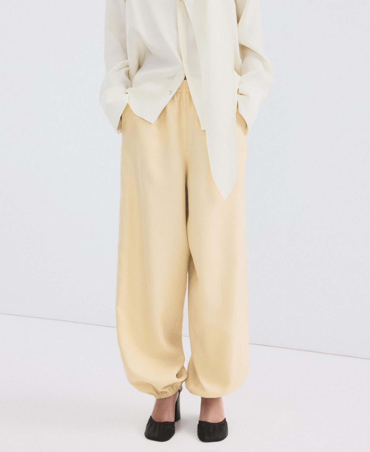 Click here for Mango Womens Lyocell Baggy Pants - Ecru prices