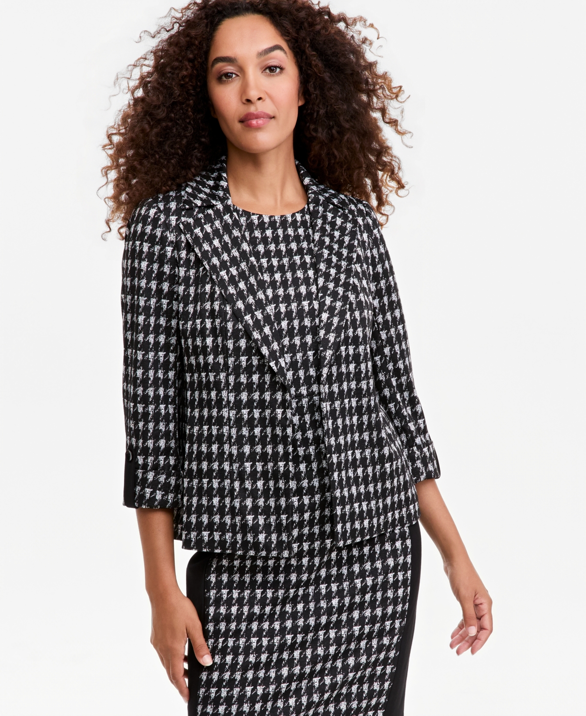 Click here for Kasper Petite Houndstooth 3/4-Sleeve Notch Collar... prices